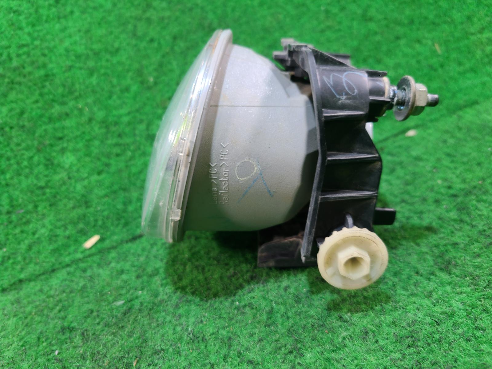 Left Indicator/Fog/Side Dmax Isuzu 2018