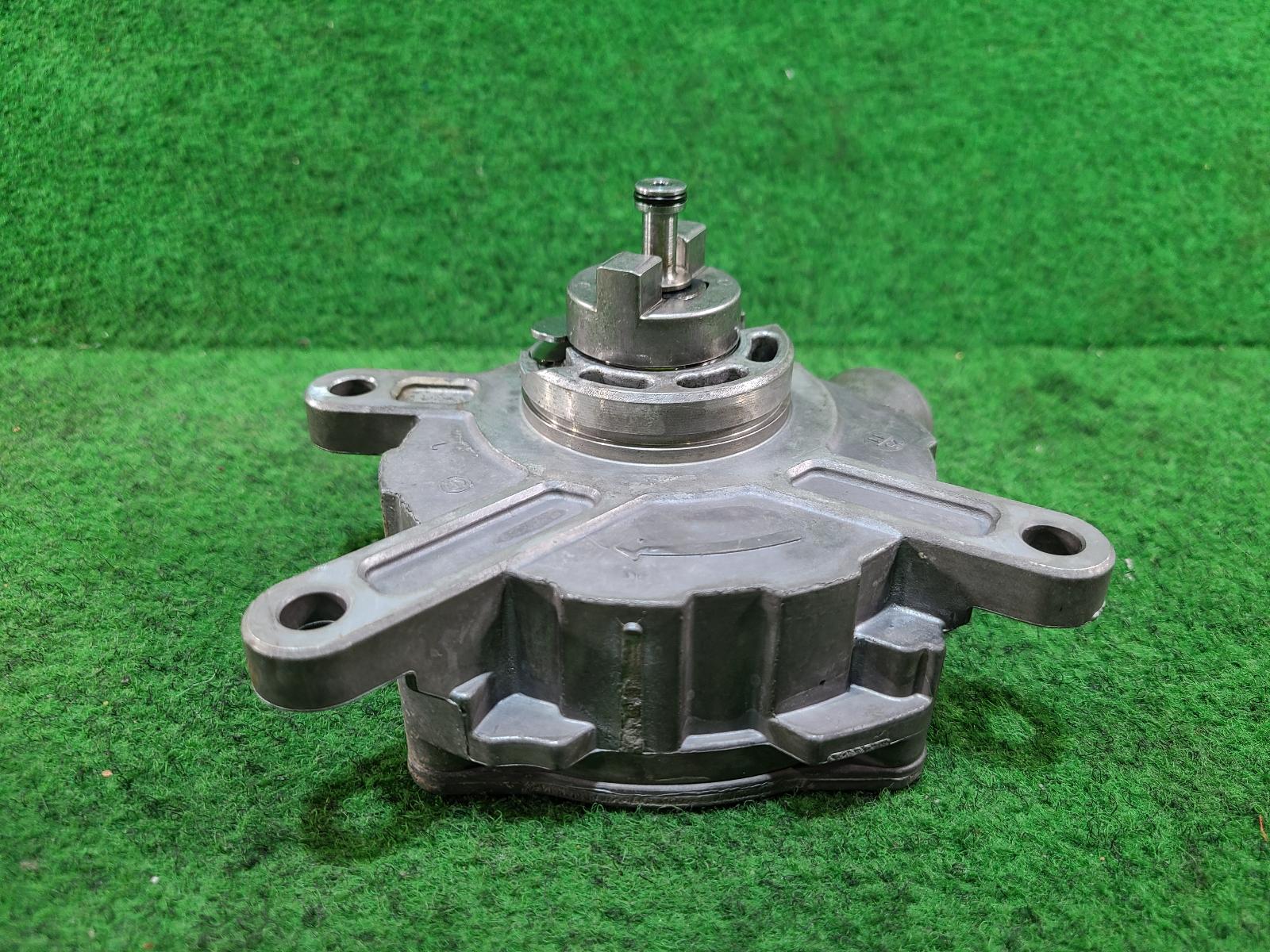 Vacuum/Air Pump Landcruiser Toyota 2012