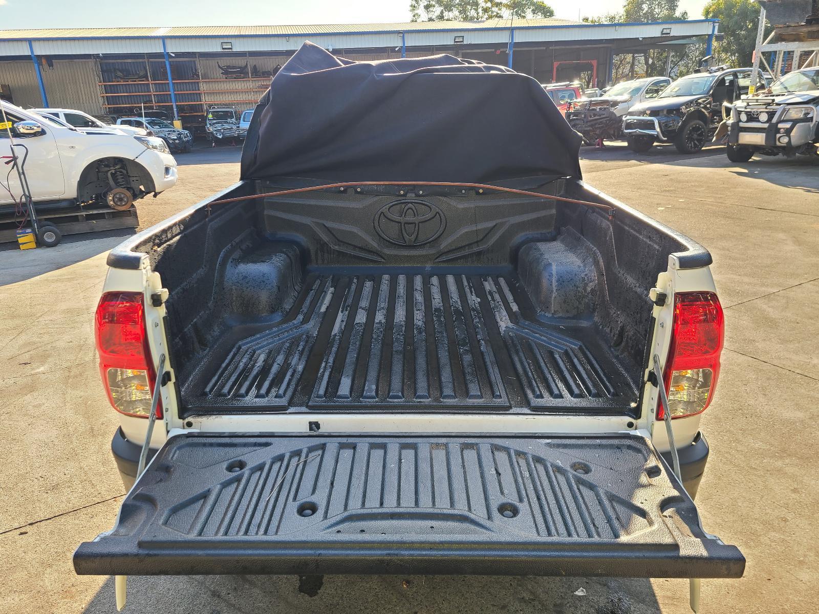 Bootlid/Tailgate Hilux Toyota 2016