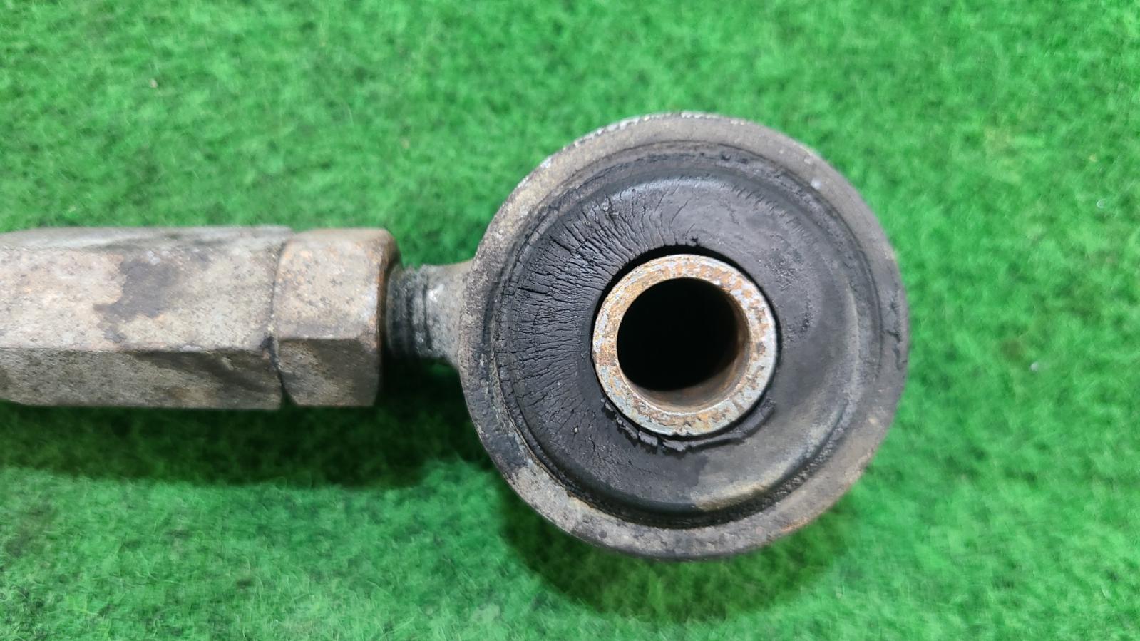 Front Panhard Rod Hilux Toyota 1996