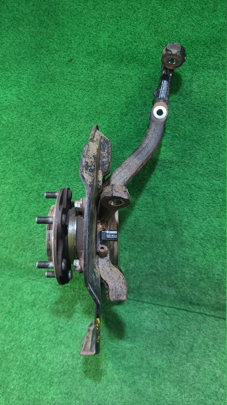 Right Front Hub Assembly Prado Toyota 2003