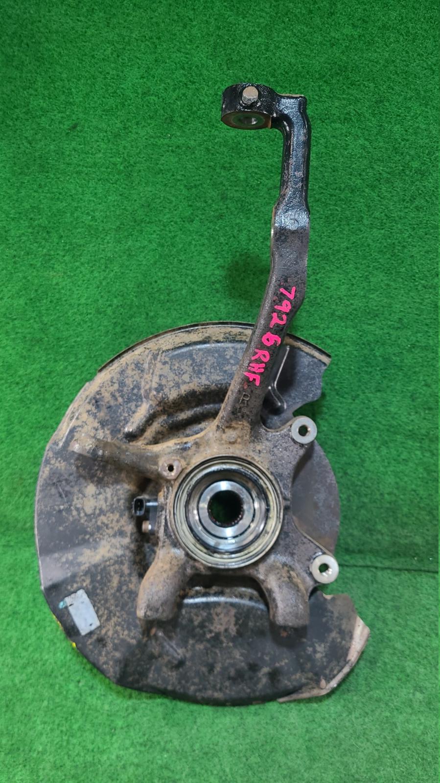 Right Front Hub Assembly Prado Toyota 2003