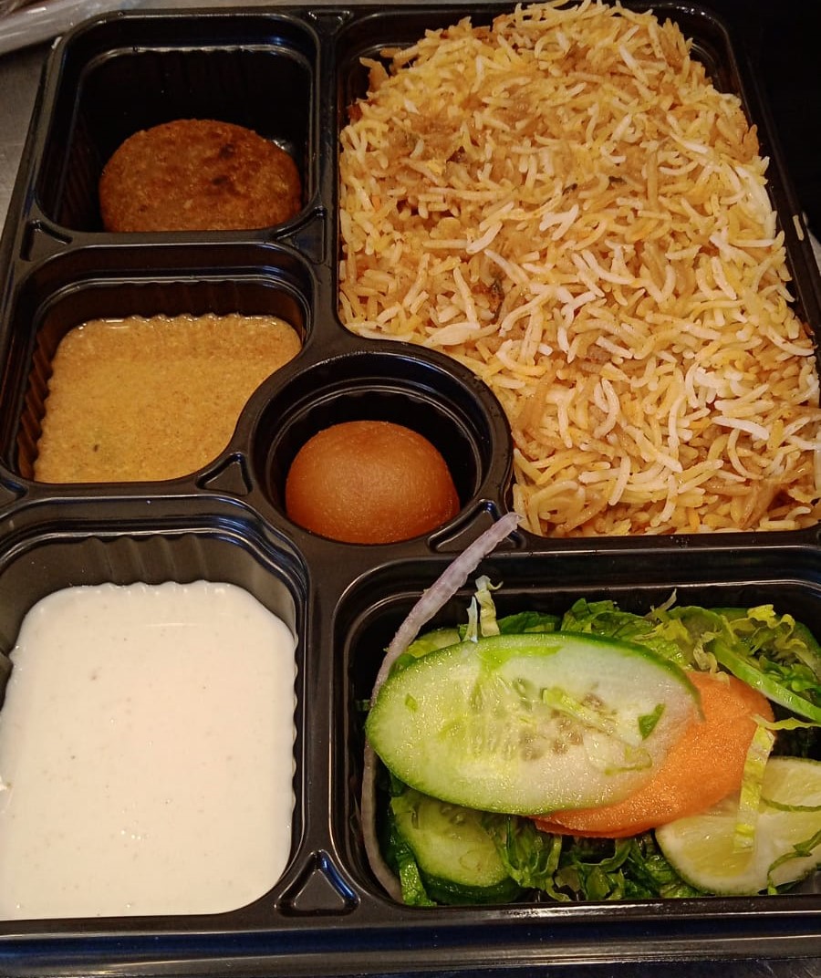 B6 -veg biryani combo