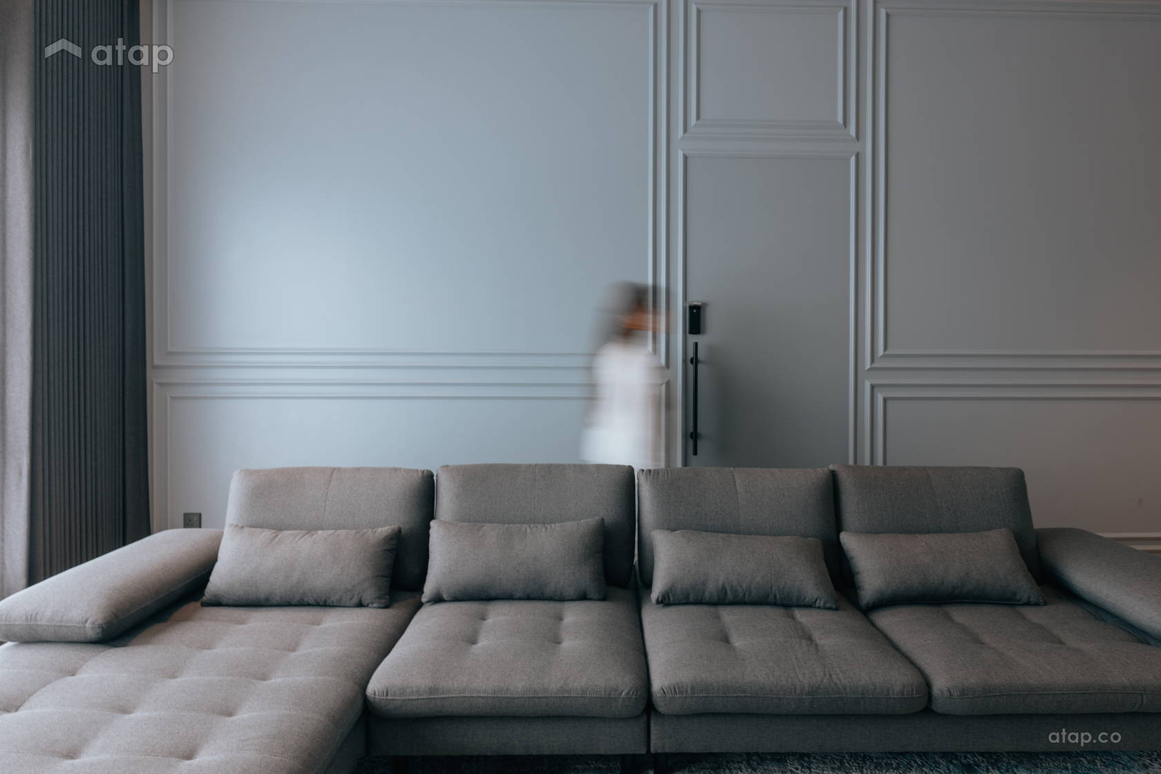 Modern Living Room bungalow design ideas & photos Malaysia | Atap.co