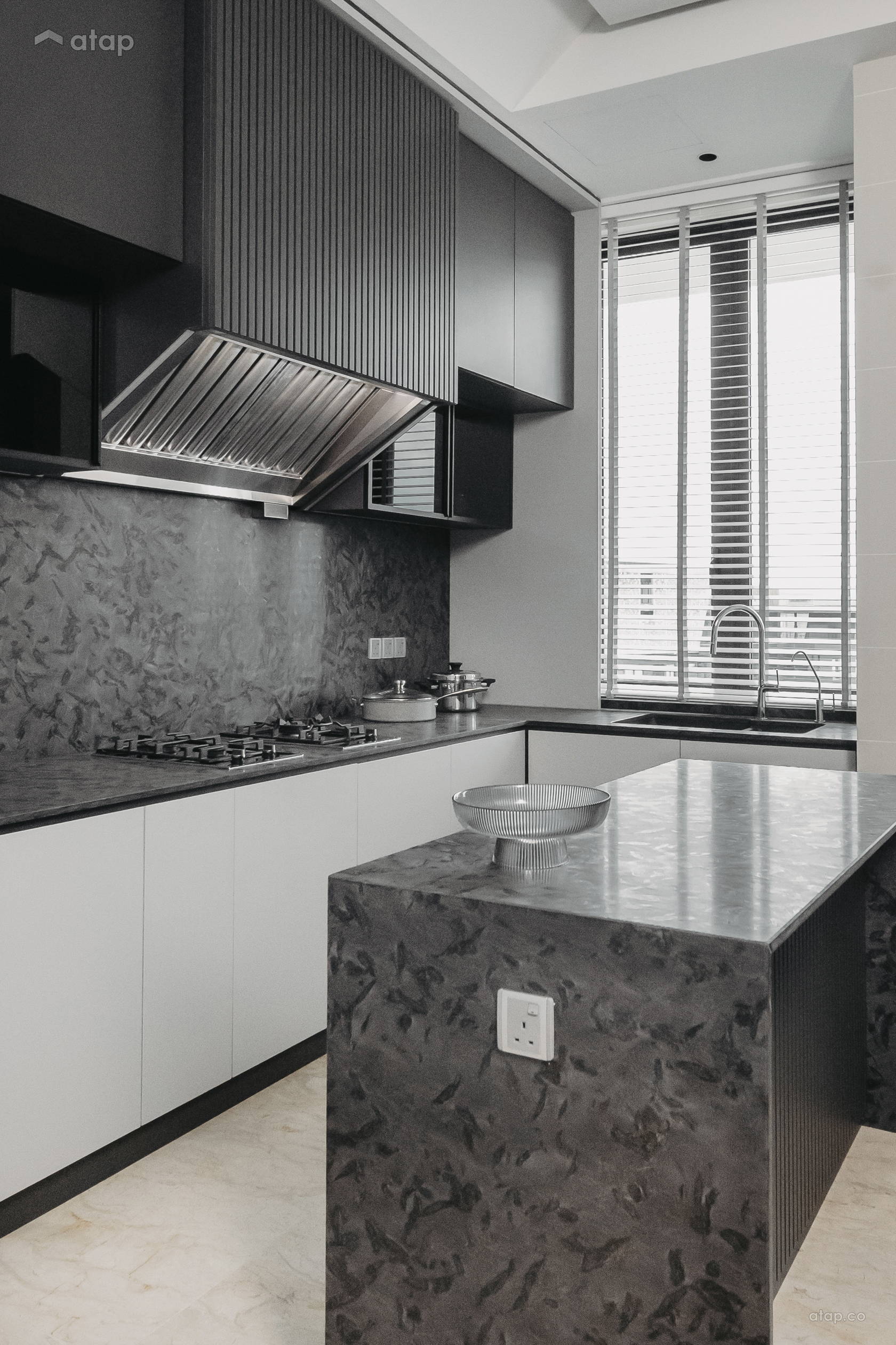 Contemporary Modern Kitchen condominium design ideas & photos Malaysia ...