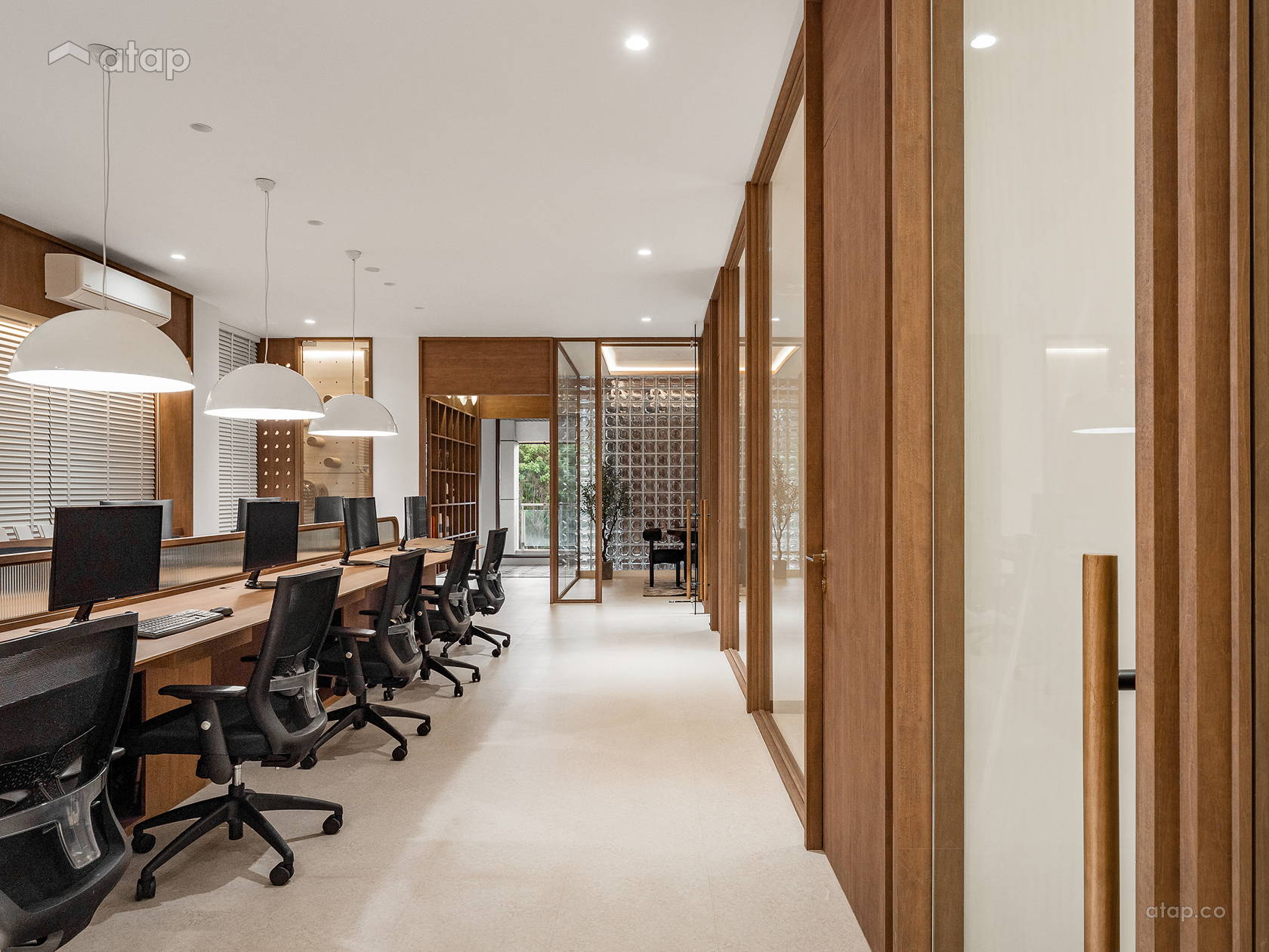 Modern Retro Office shophouse design ideas & photos Malaysia | Atap.co