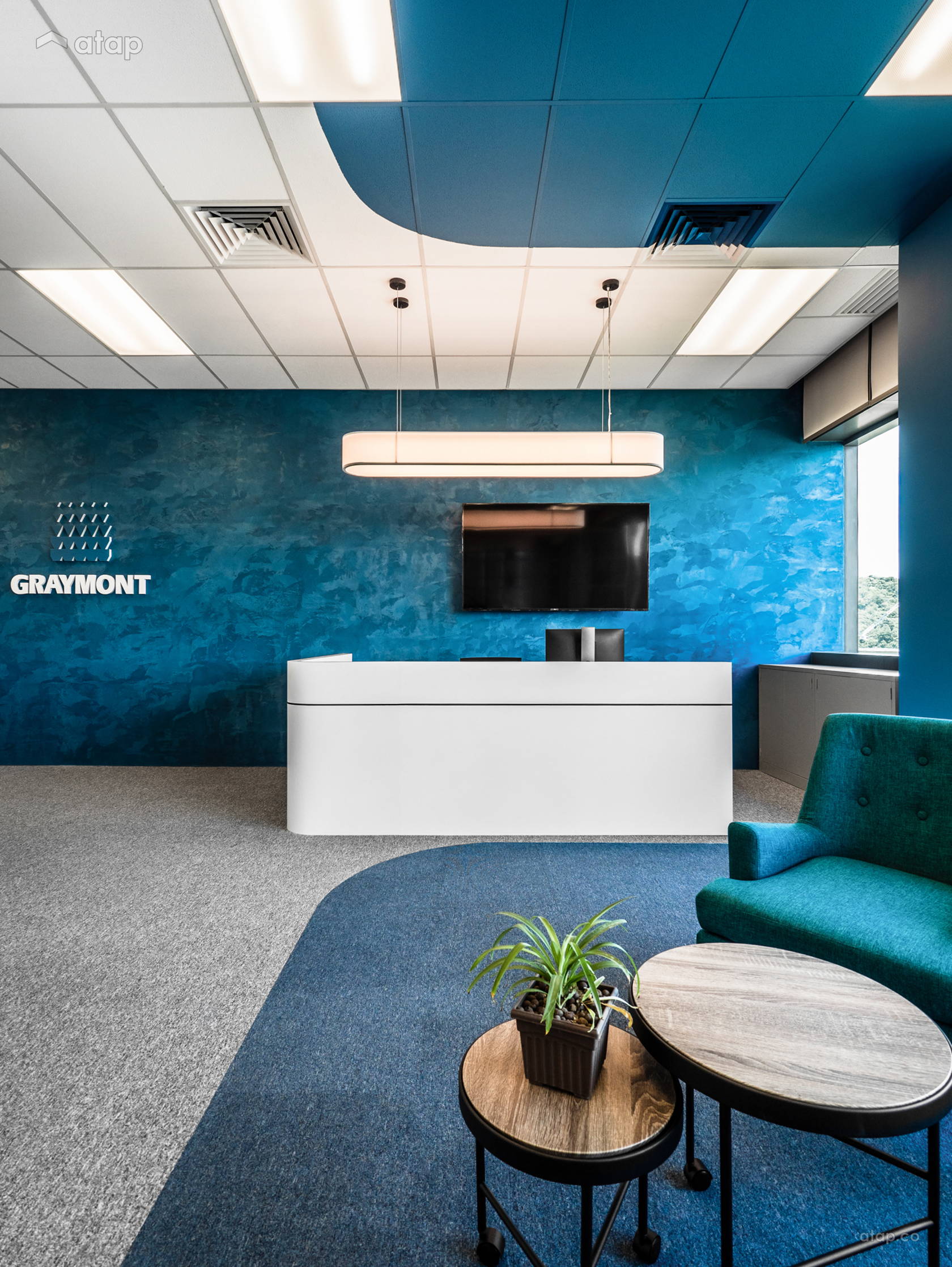 Minimalistic Retro Foyer Office skyscraper design ideas & photos ...