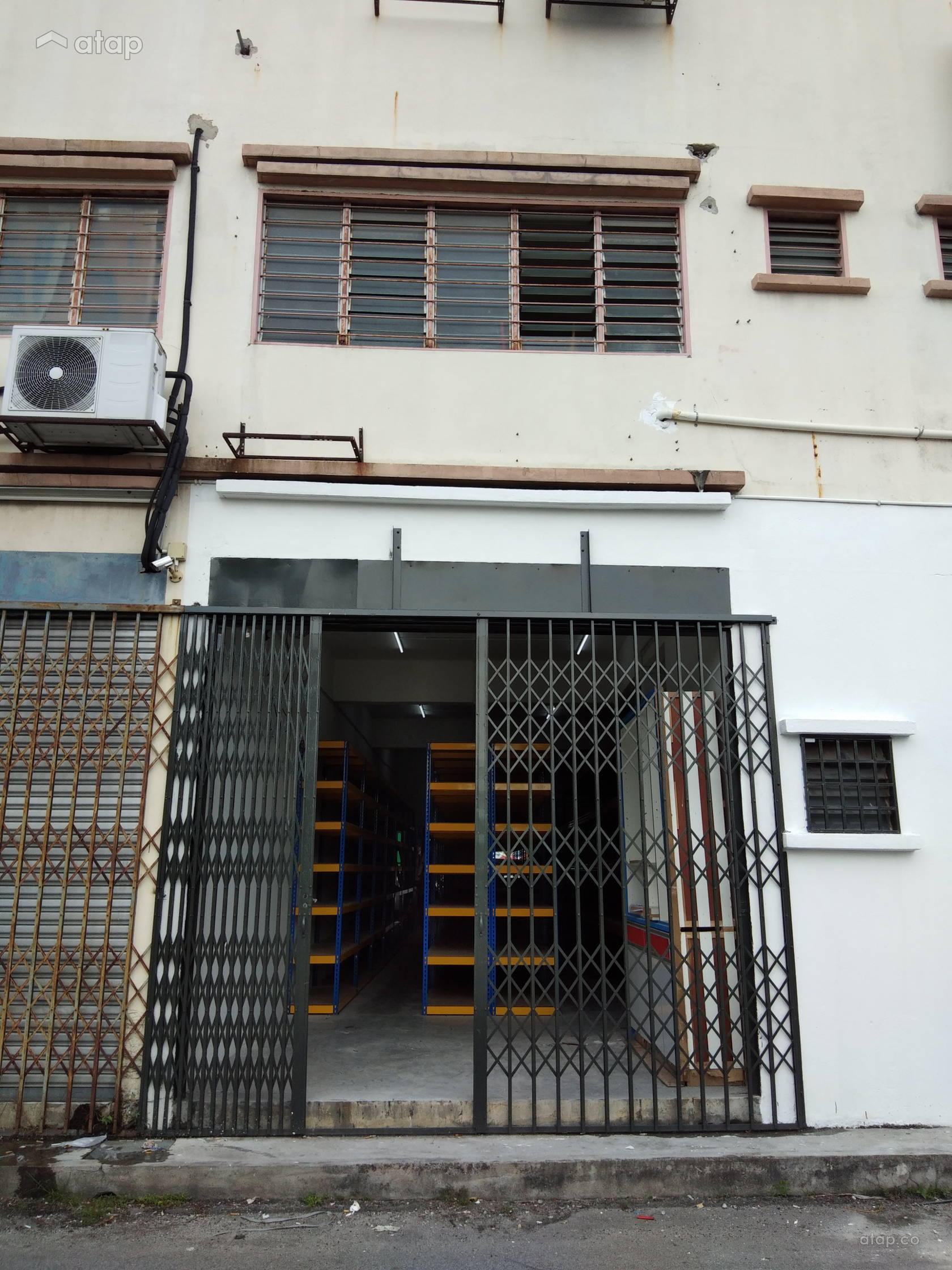 Modern shophouse design ideas & photos Malaysia | Atap.co
