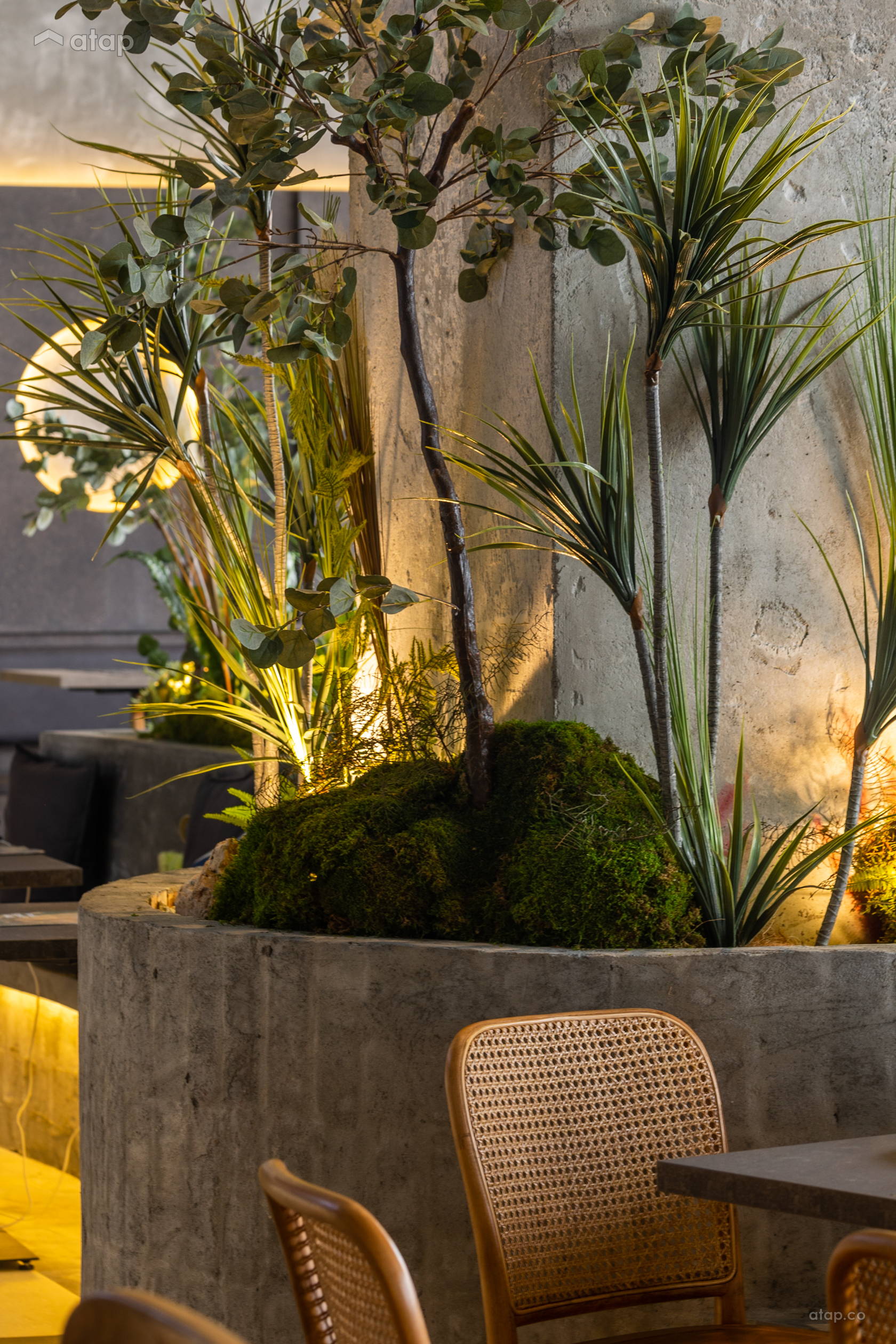 Minimalistic Rustic F&B shopping mall design ideas & photos Malaysia ...