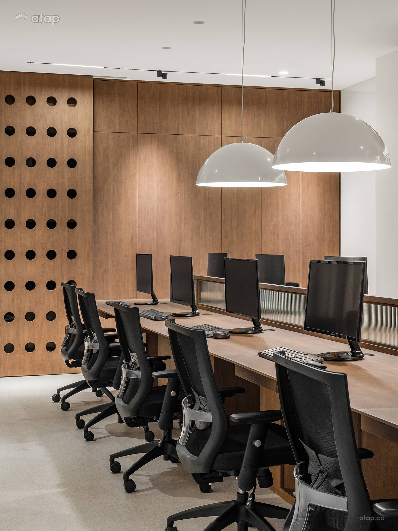 Modern Retro Office shophouse design ideas & photos Malaysia | Atap.co