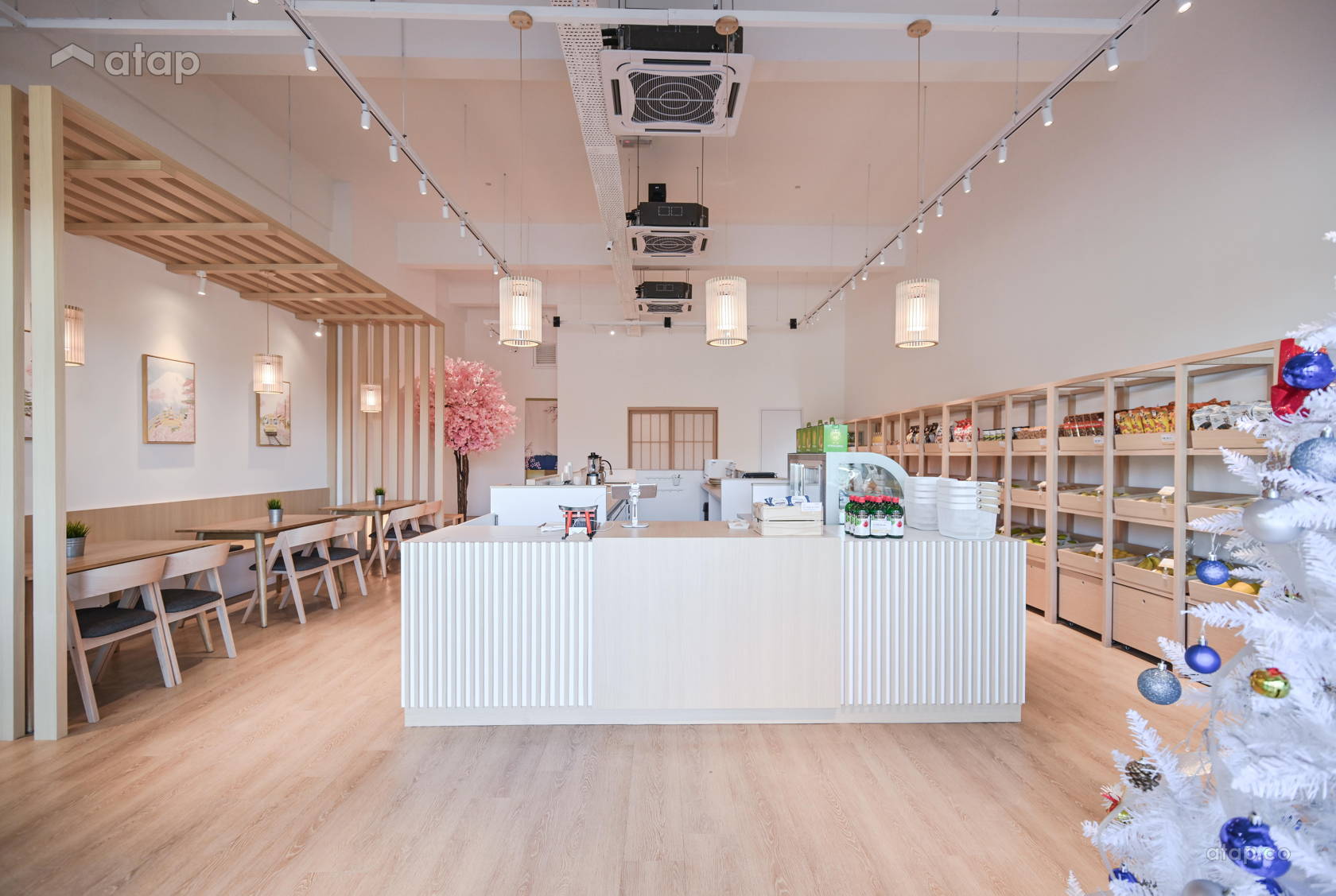 Minimalistic Zen Retail shophouse design ideas & photos Malaysia | Atap.co