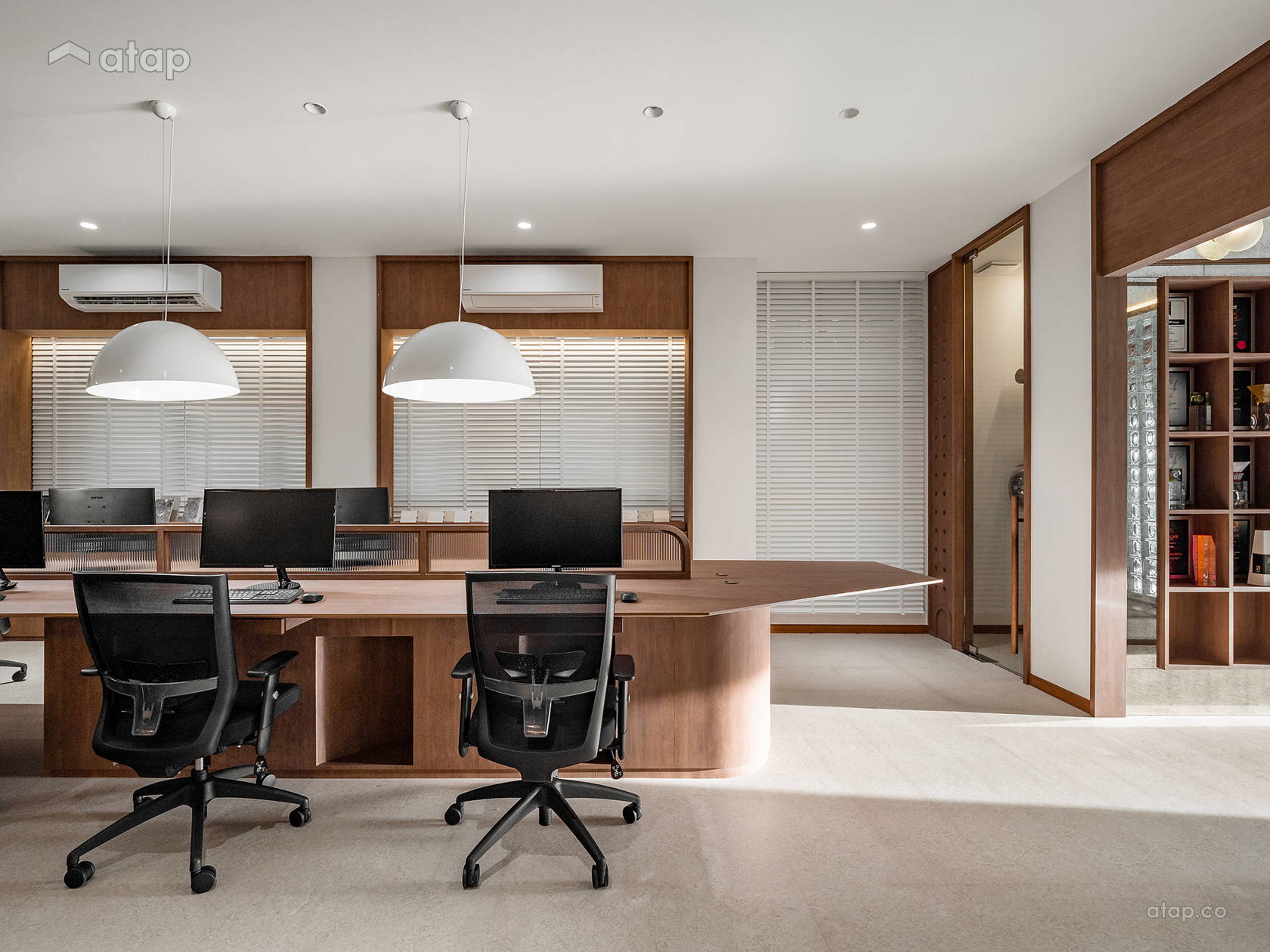 Modern Retro Office shophouse design ideas & photos Malaysia | Atap.co