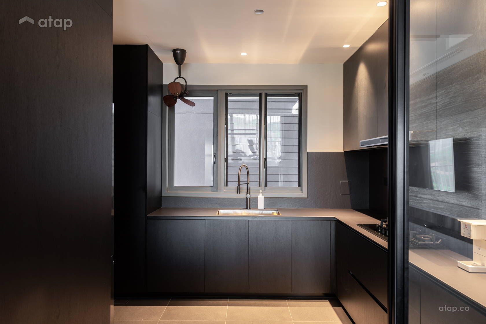 Contemporary Modern Kitchen condominium design ideas & photos Malaysia ...