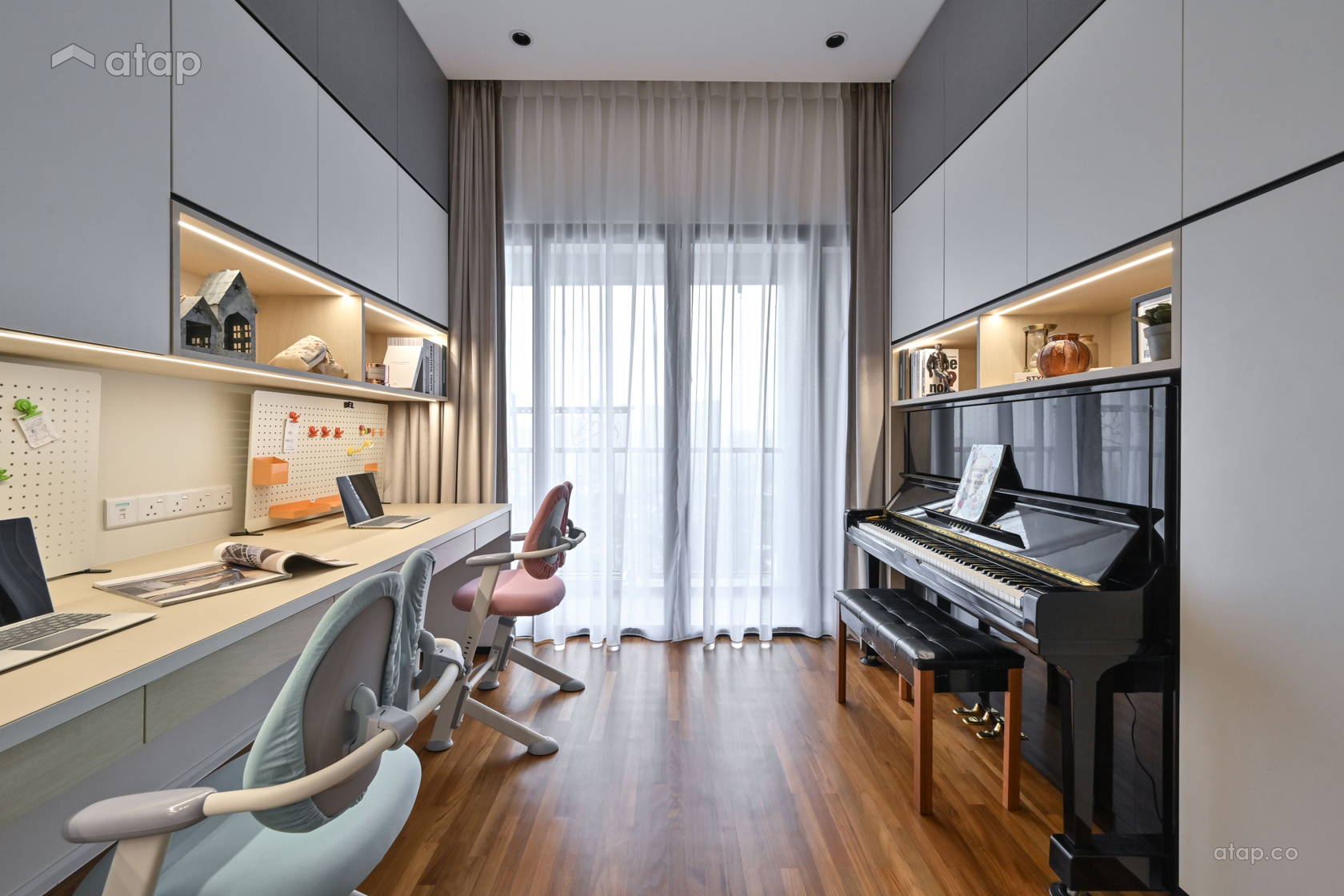 Classic Contemporary Study Room condominium design ideas & photos ...