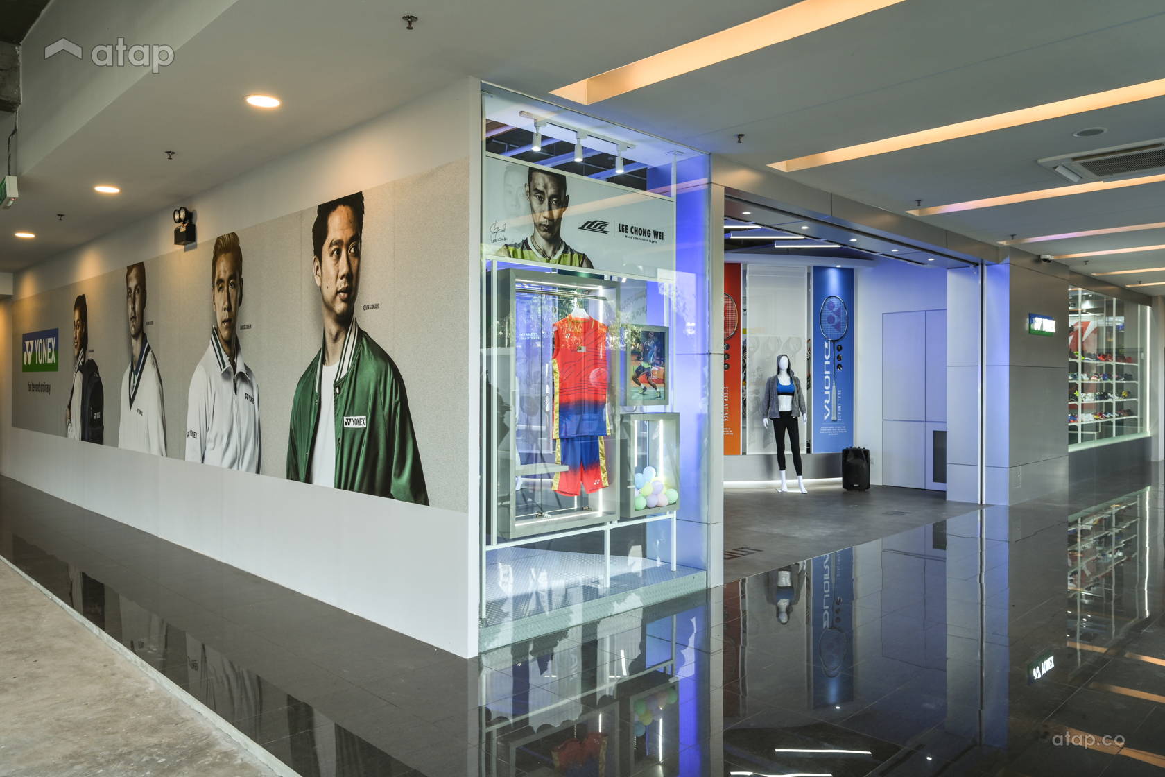 Minimalistic Modern Retail shopping mall design ideas & photos Malaysia ...