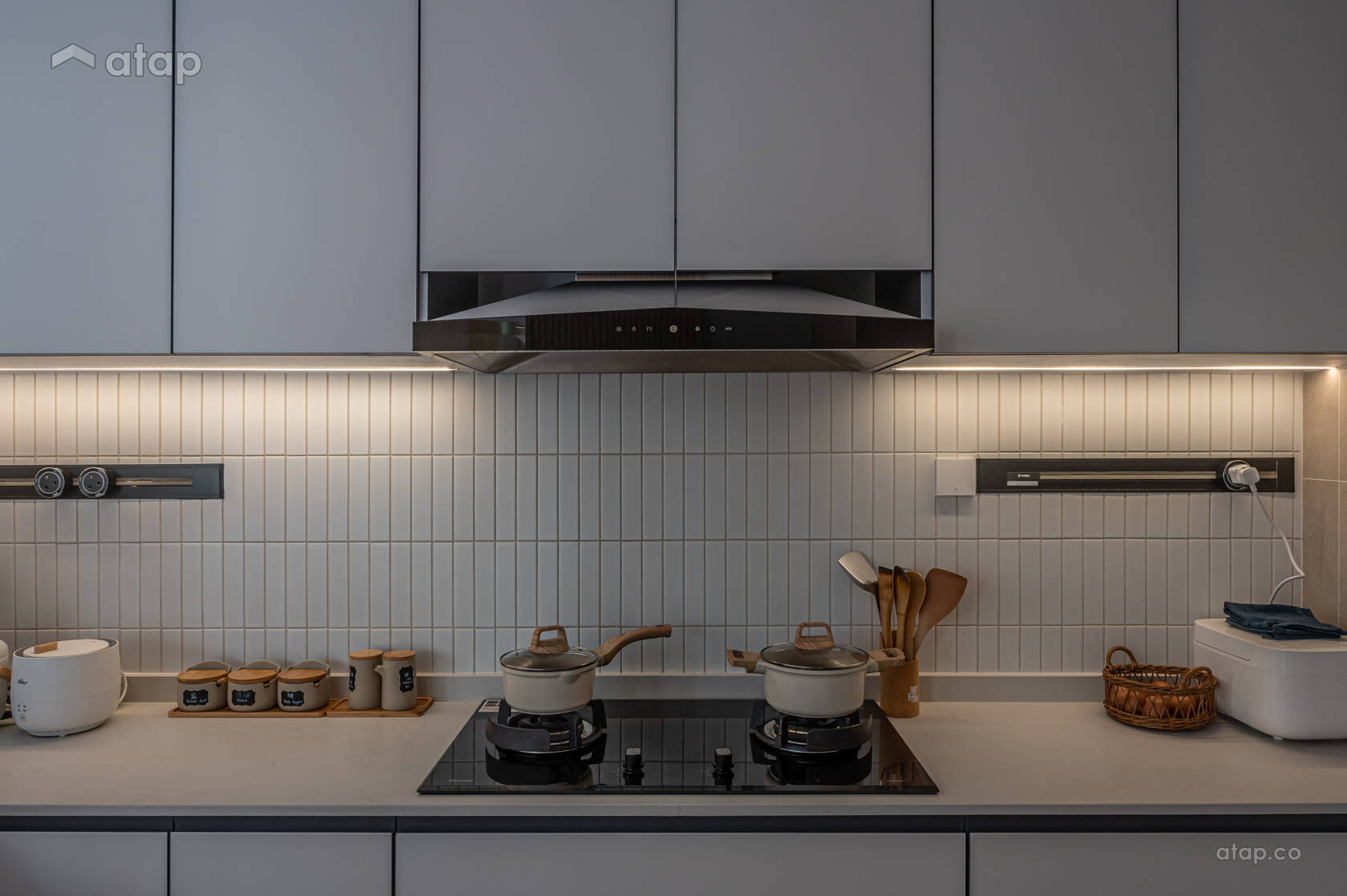 Minimalistic Modern Kitchen terrace design ideas & photos Malaysia ...