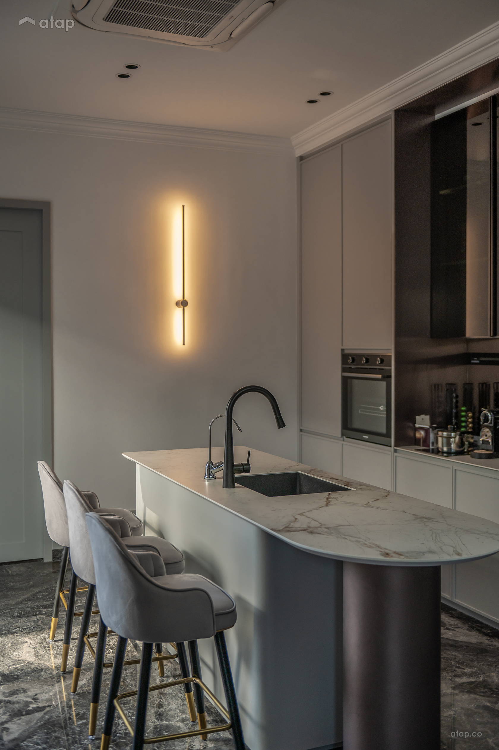 Modern Kitchen semi-detached design ideas & photos Malaysia | Atap.co