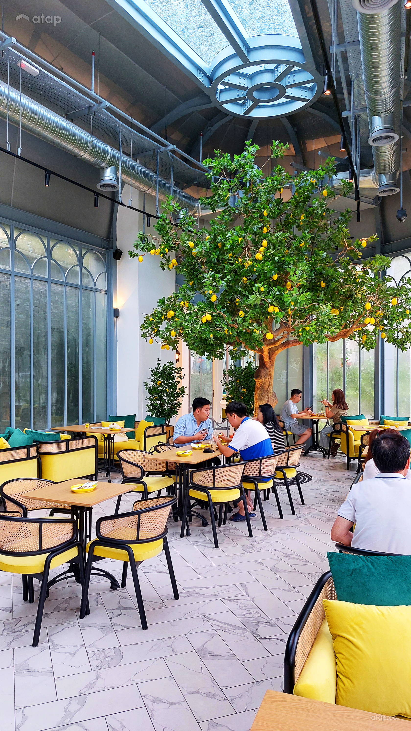 Modern F&B Retail shophouse design ideas & photos Malaysia | Atap.co