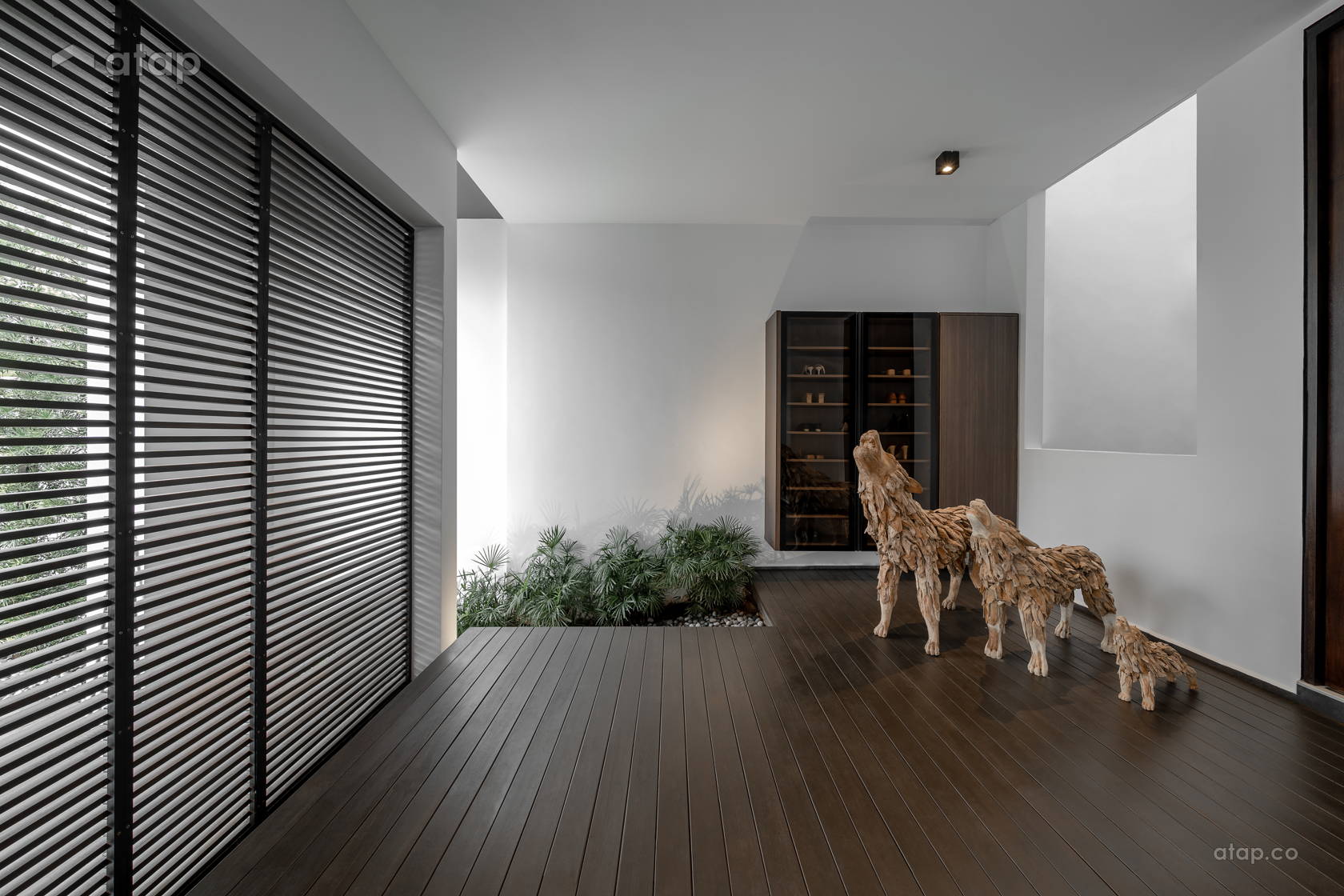 Contemporary Minimalistic Foyer semi-detached design ideas & photos ...