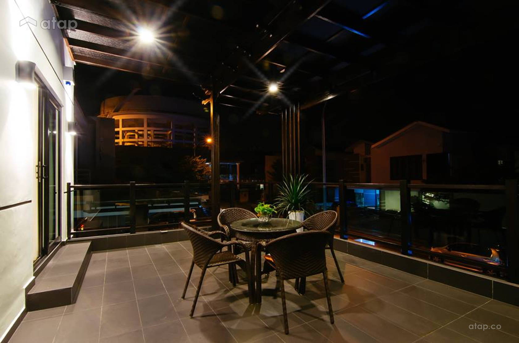 Asian Balcony semi-detached design ideas & photos Malaysia | Atap.co