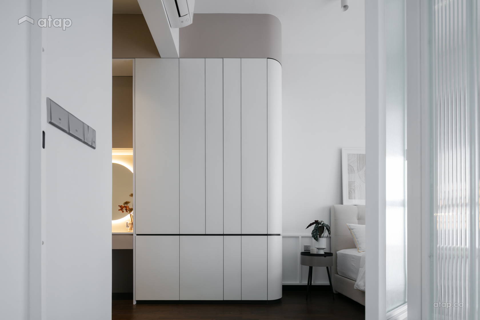 Contemporary Modern Bedroom condominium design ideas & photos Malaysia ...