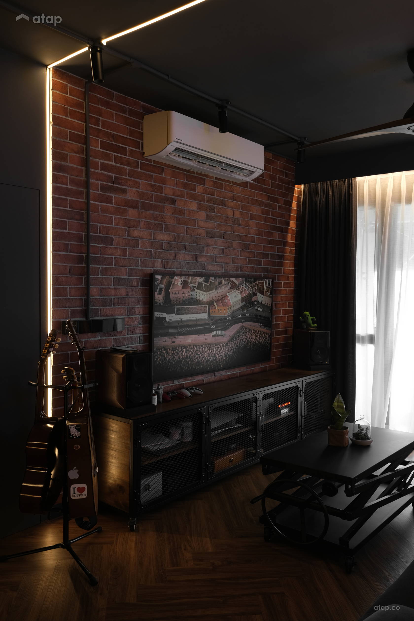 Industrial Living Room condominium design ideas & photos Malaysia | Atap.co