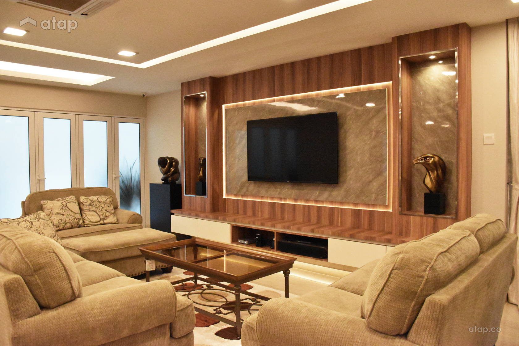Modern Living Room semi-detached design ideas & photos Malaysia | Atap.co