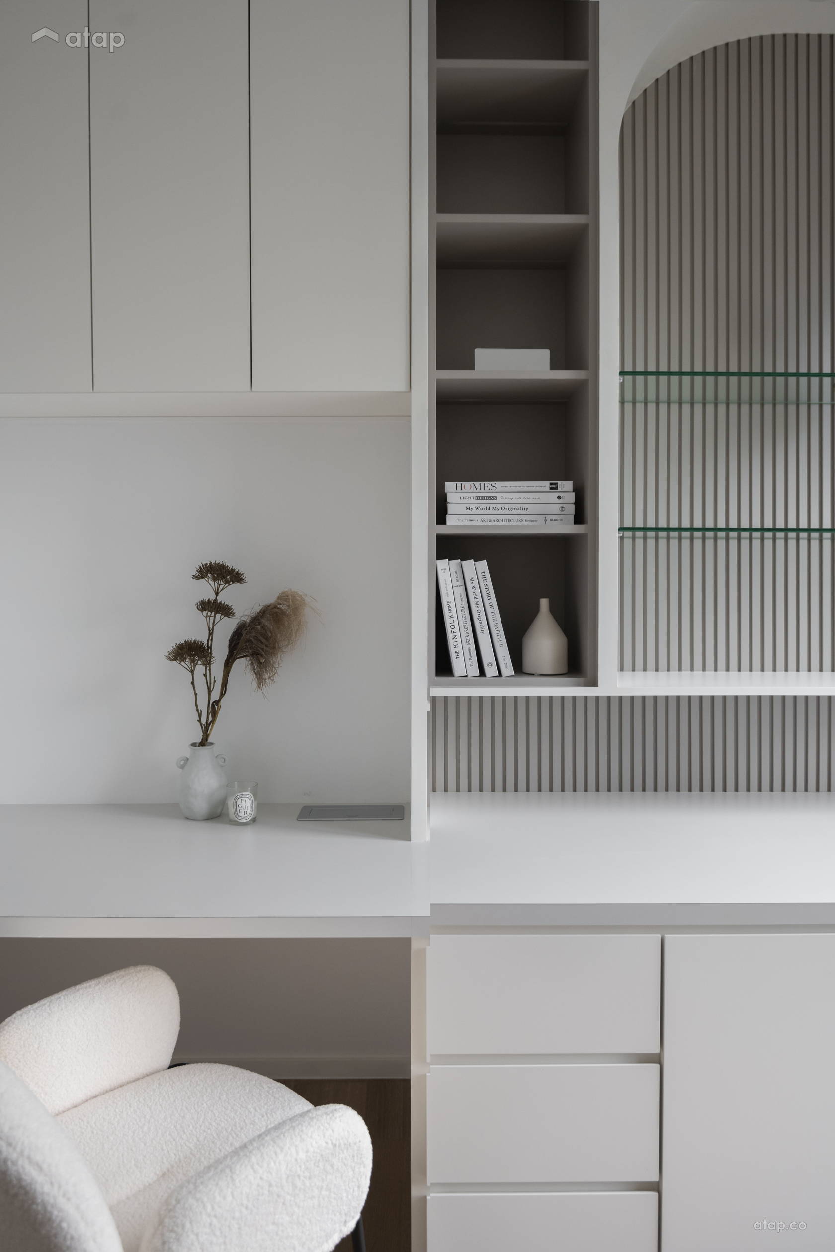 Minimalistic Study Room condominium design ideas & photos Malaysia ...