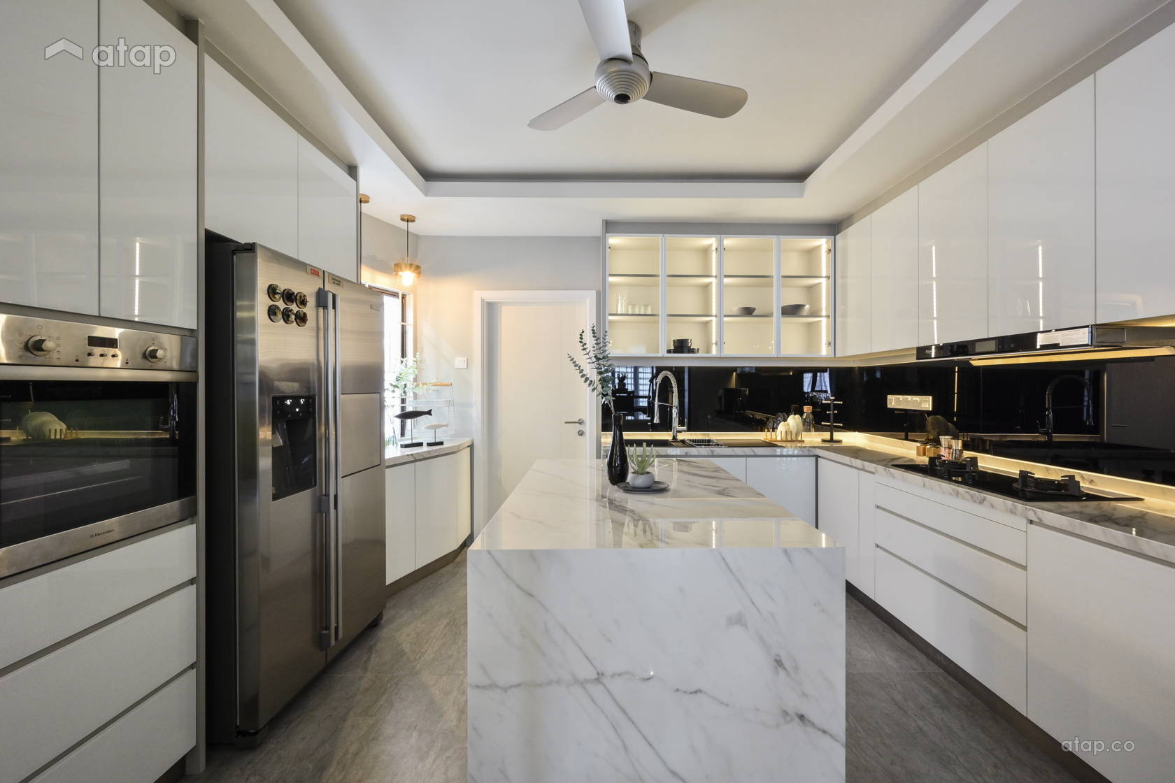 Modern Kitchen semi-detached design ideas & photos Malaysia | Atap.co