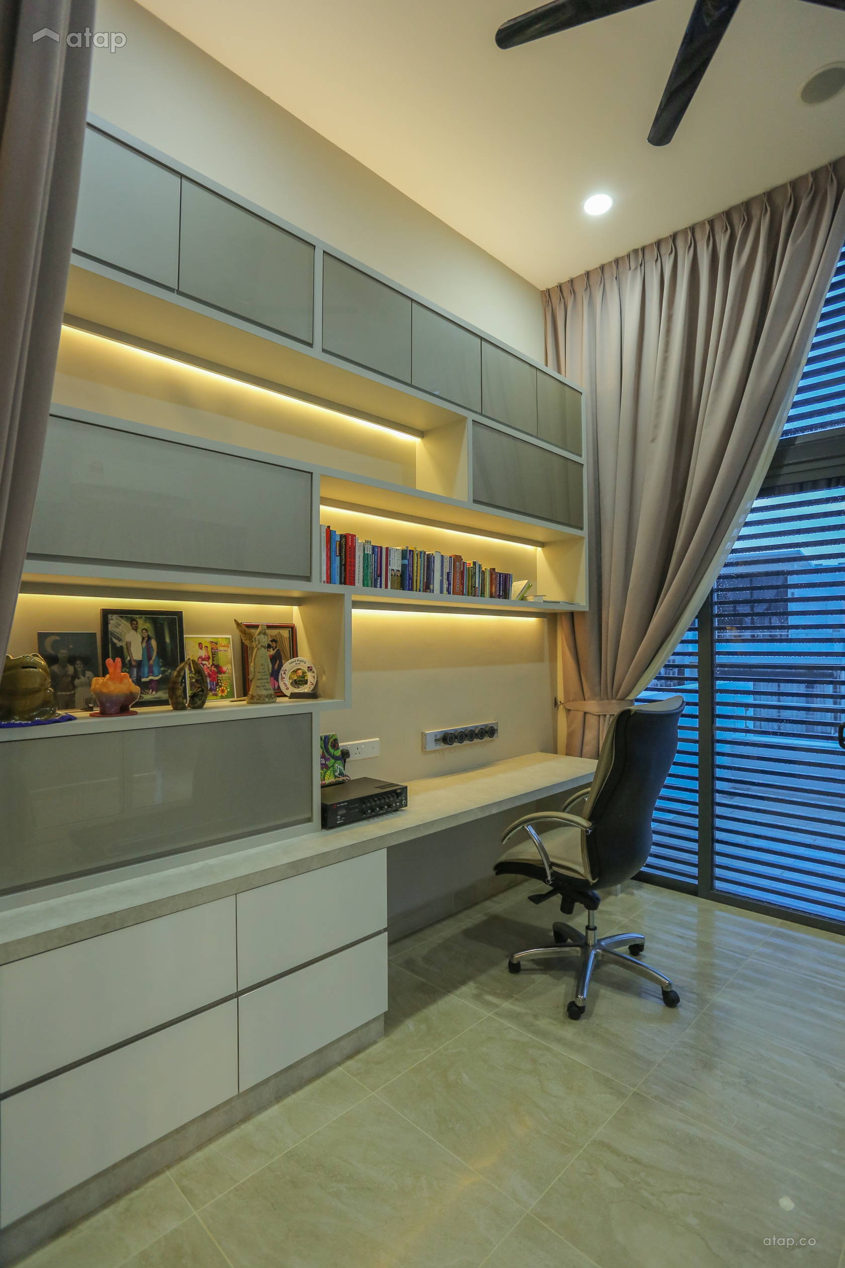 Contemporary Modern Study Room semi-detached design ideas & photos ...