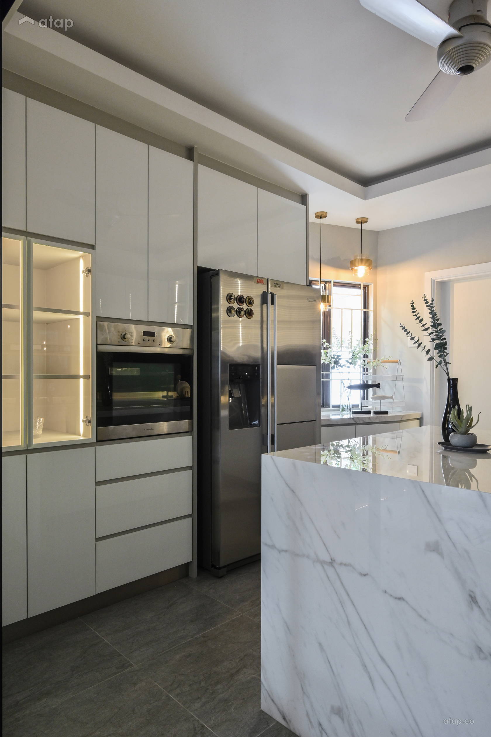 Modern Kitchen semi-detached design ideas & photos Malaysia | Atap.co