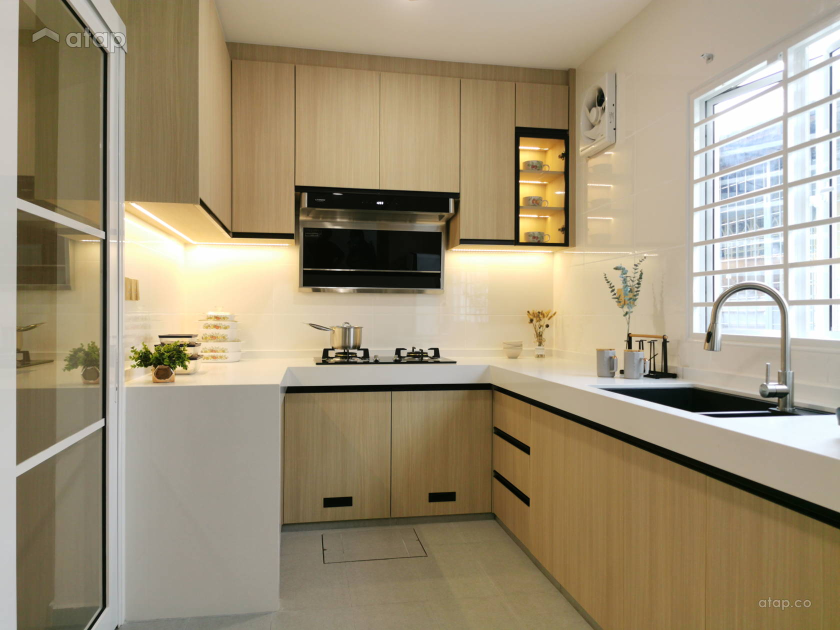 Contemporary Minimalistic Kitchen terrace design ideas & photos ...