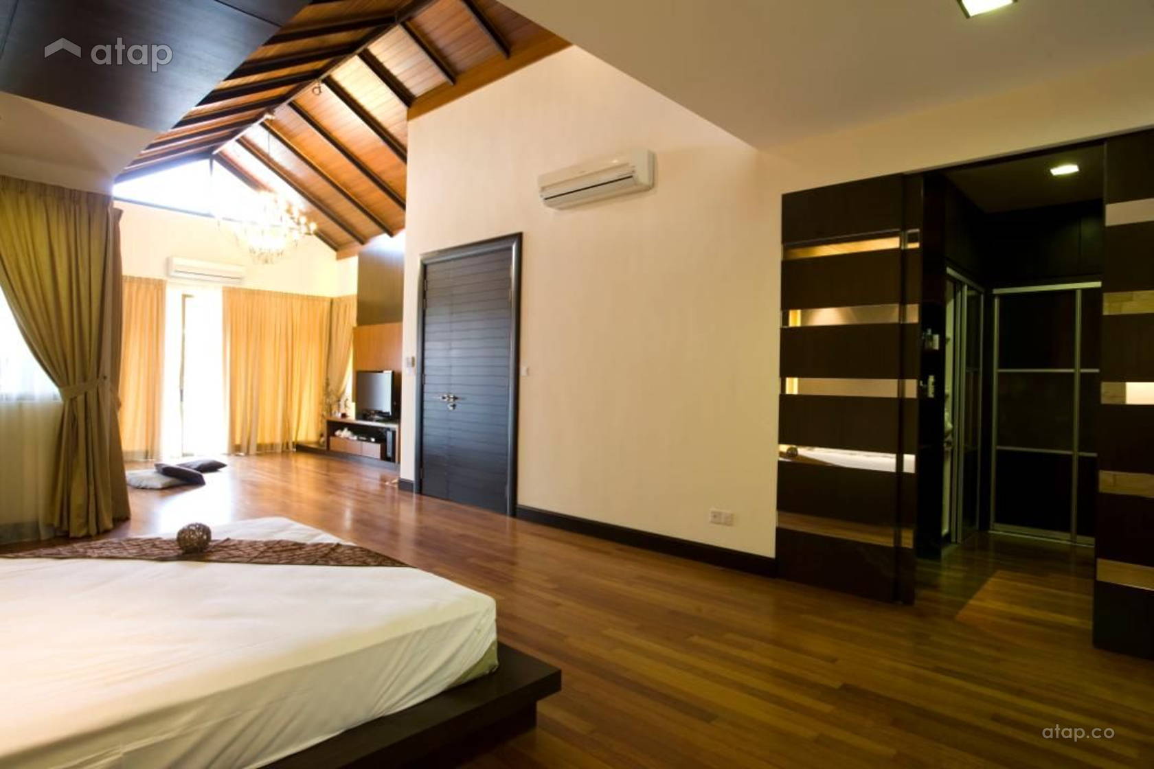 Rustic Bedroom semi-detached design ideas & photos Malaysia | Atap.co