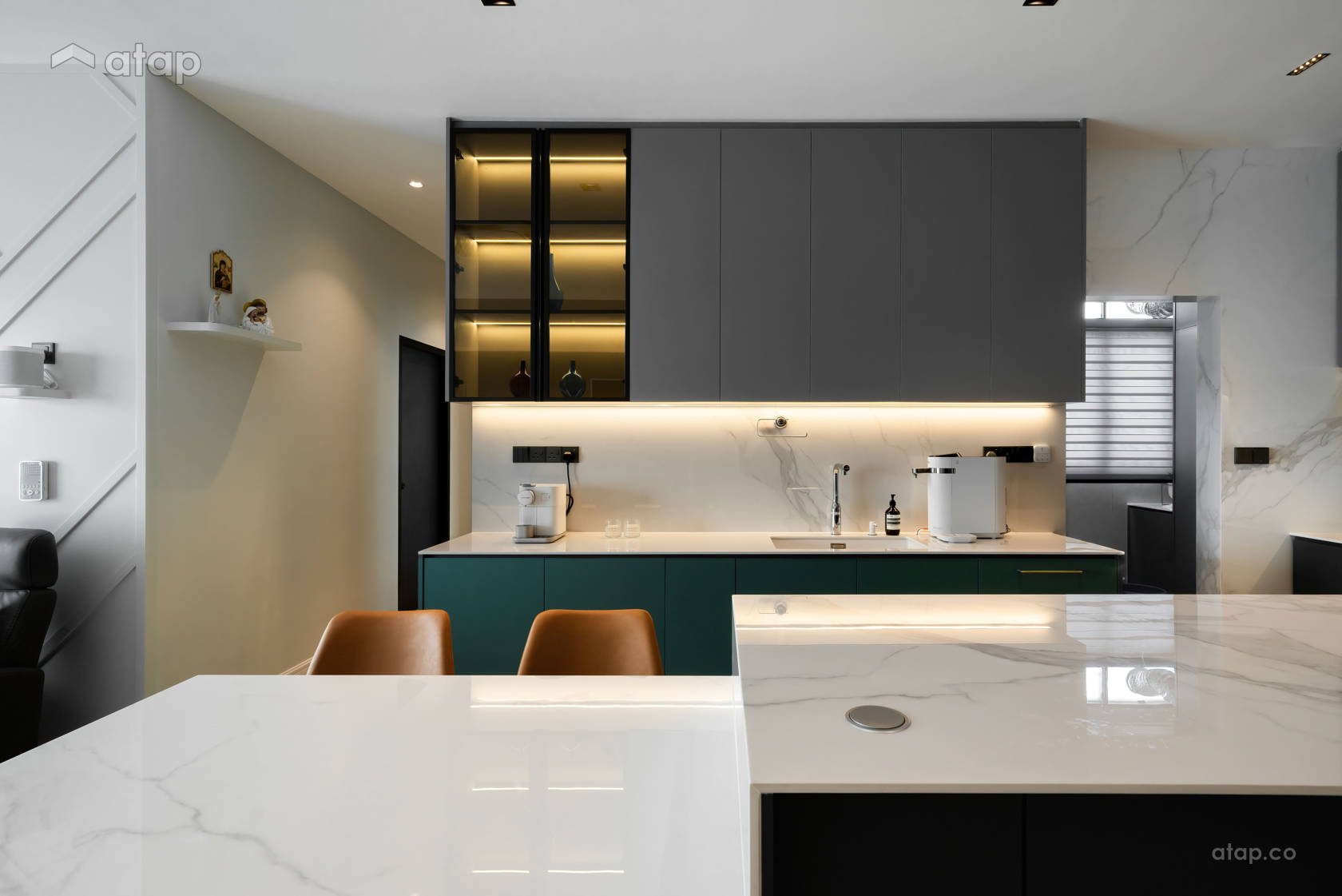 Modern Dining Room Kitchen condominium design ideas & photos Malaysia ...