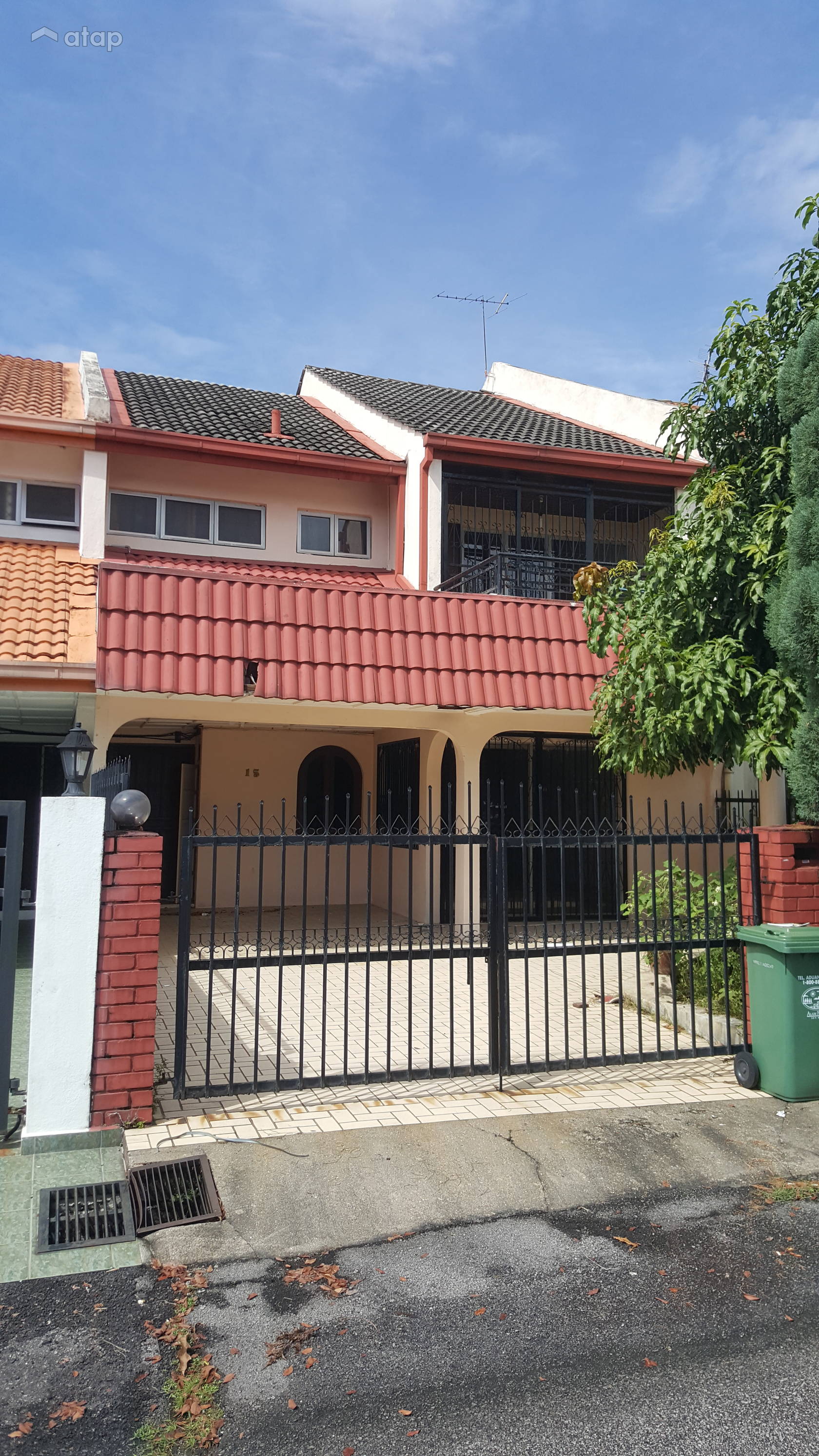 Classic Exterior terrace design ideas & photos Malaysia | Atap.co