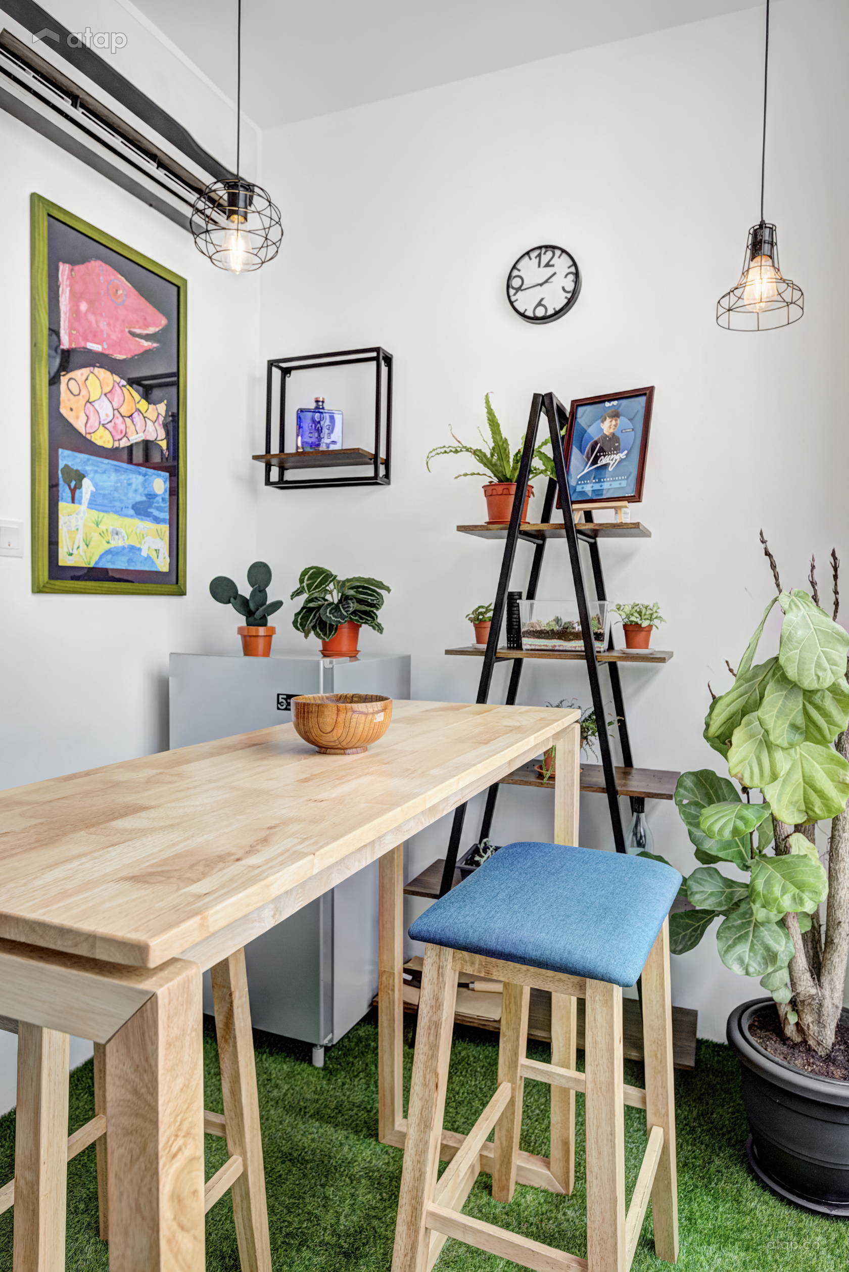 Minimalistic Modern Garden Office shophouse design ideas & photos ...