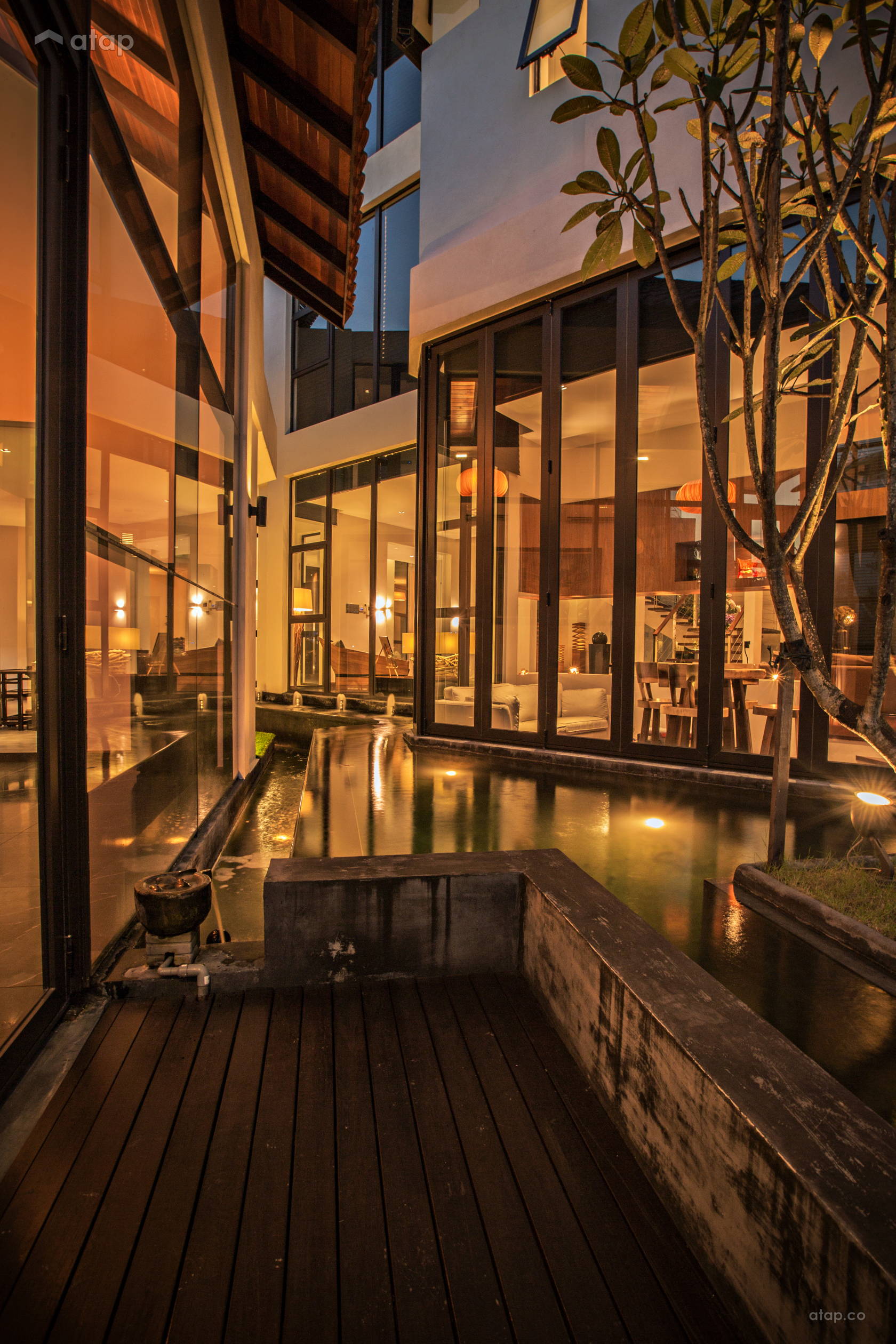 Asian Exterior bungalow design ideas & photos Malaysia | Atap.co