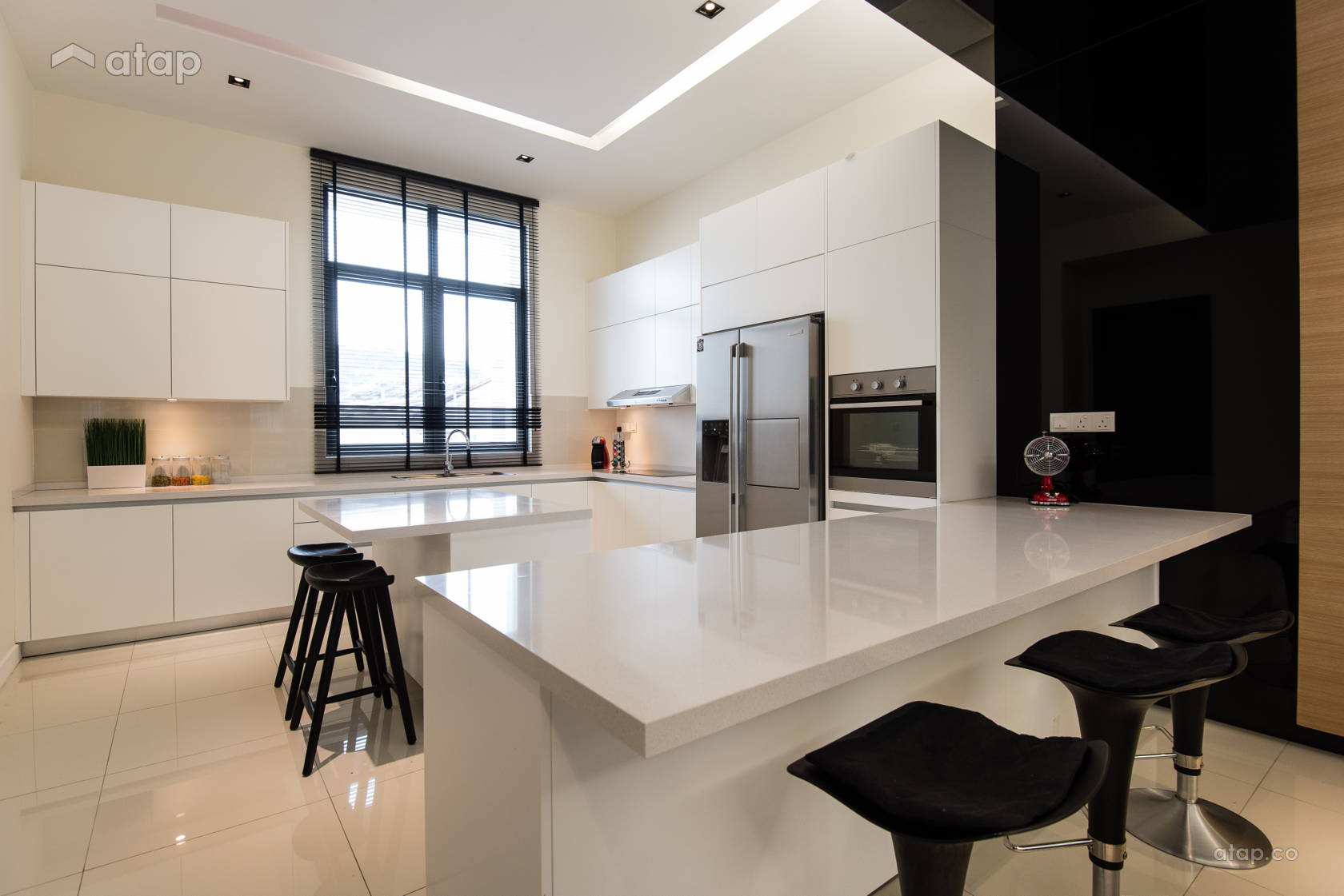 Contemporary Modern Kitchen semi-detached design ideas & photos ...