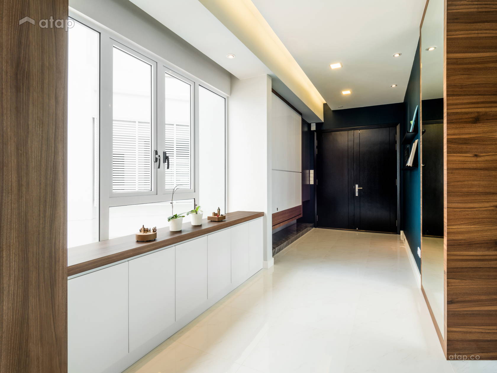 Contemporary Modern Foyer condominium design ideas & photos Malaysia ...