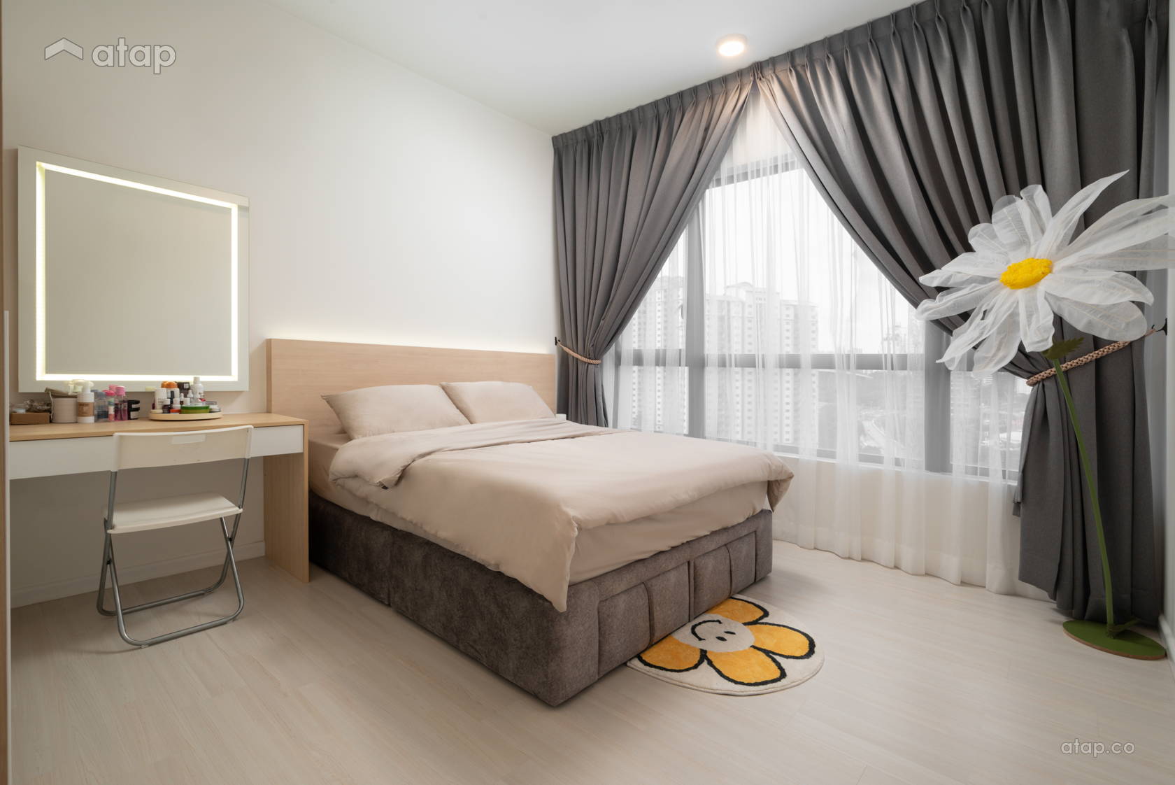 Minimalistic Zen Bedroom condominium design ideas & photos Malaysia ...