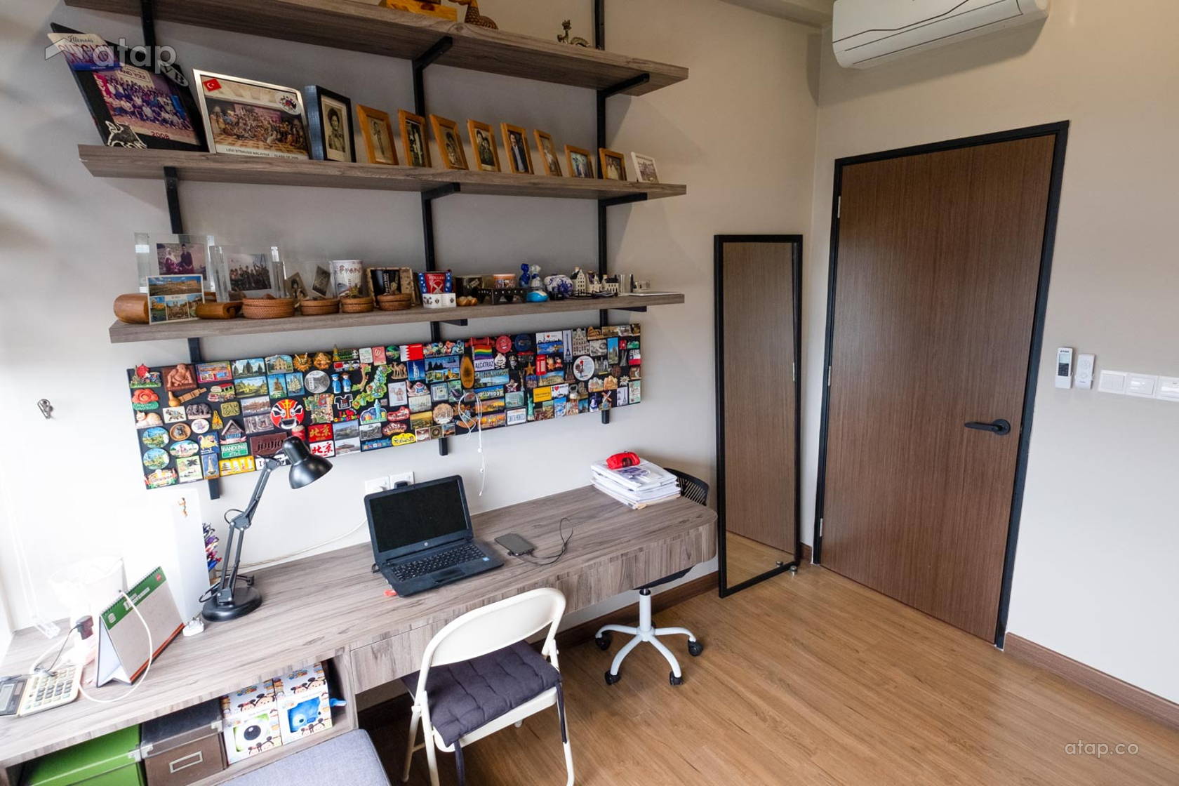 Industrial Rustic Study Room condominium design ideas & photos Malaysia ...