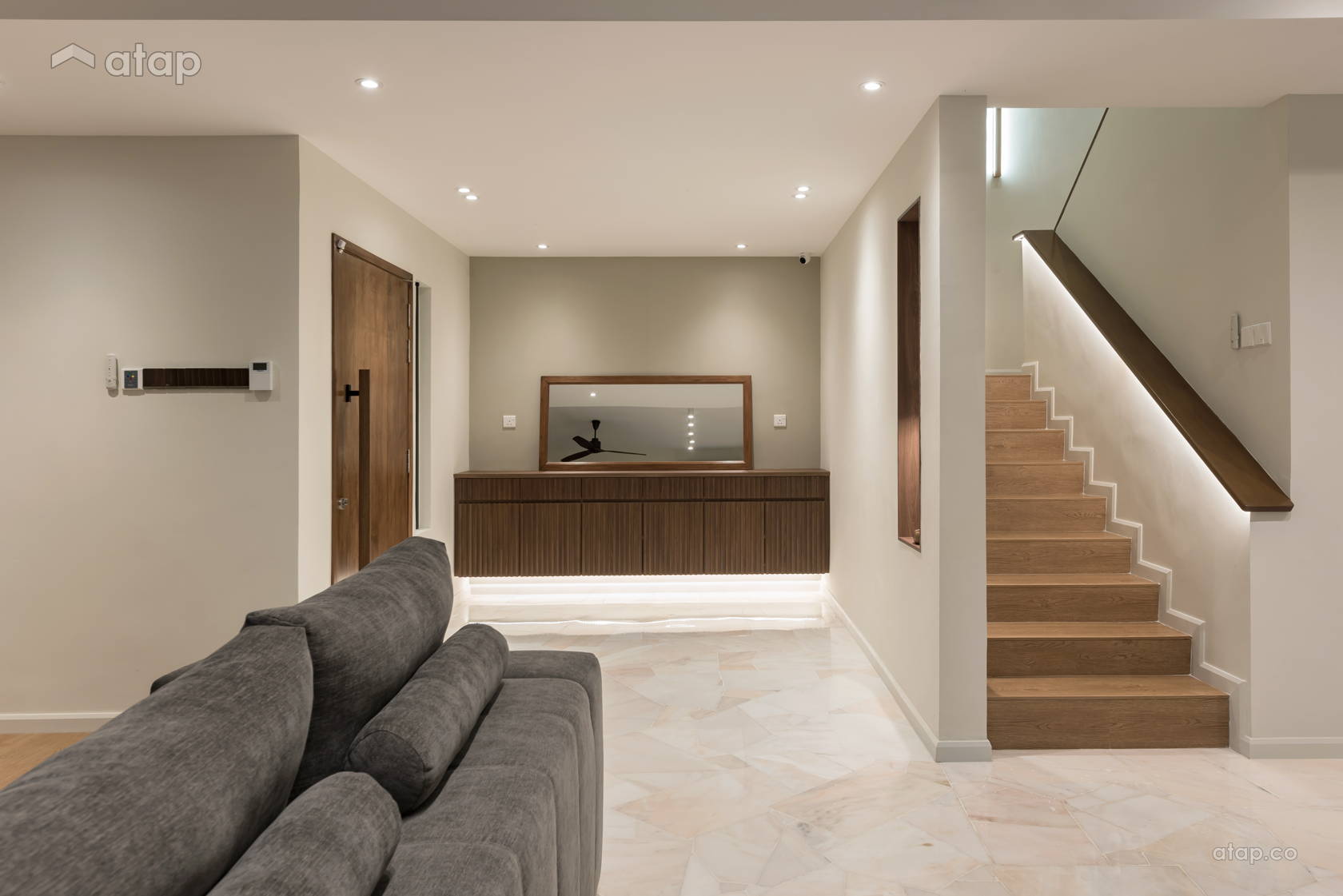 Asian Modern Foyer terrace design ideas & photos Malaysia | Atap.co