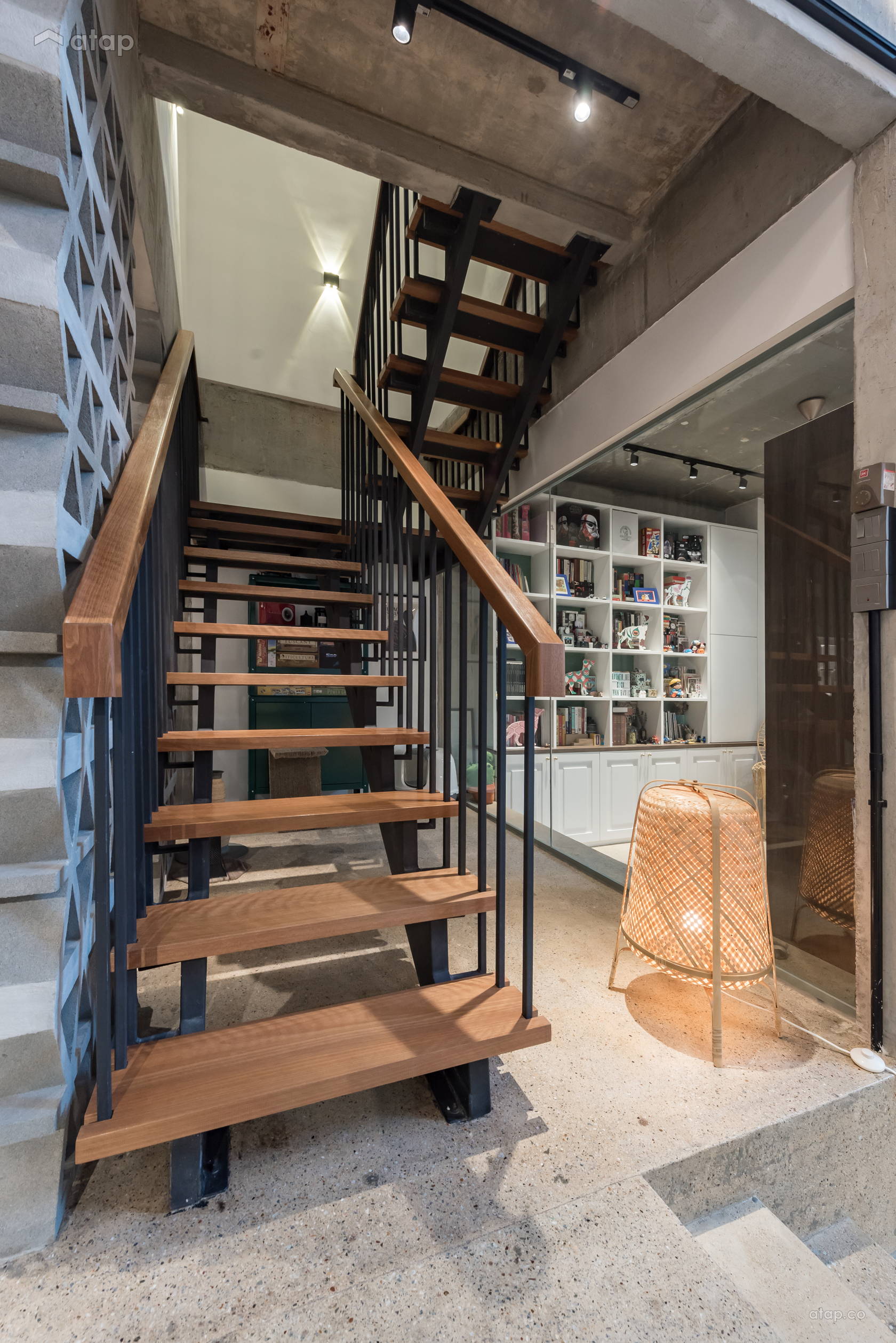 Industrial Rustic terrace design ideas & photos Malaysia | Atap.co