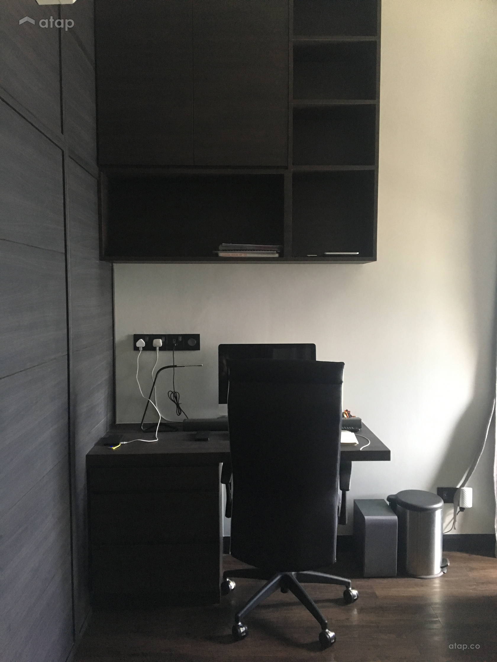 Industrial Modern Study Room condominium design ideas & photos Malaysia ...