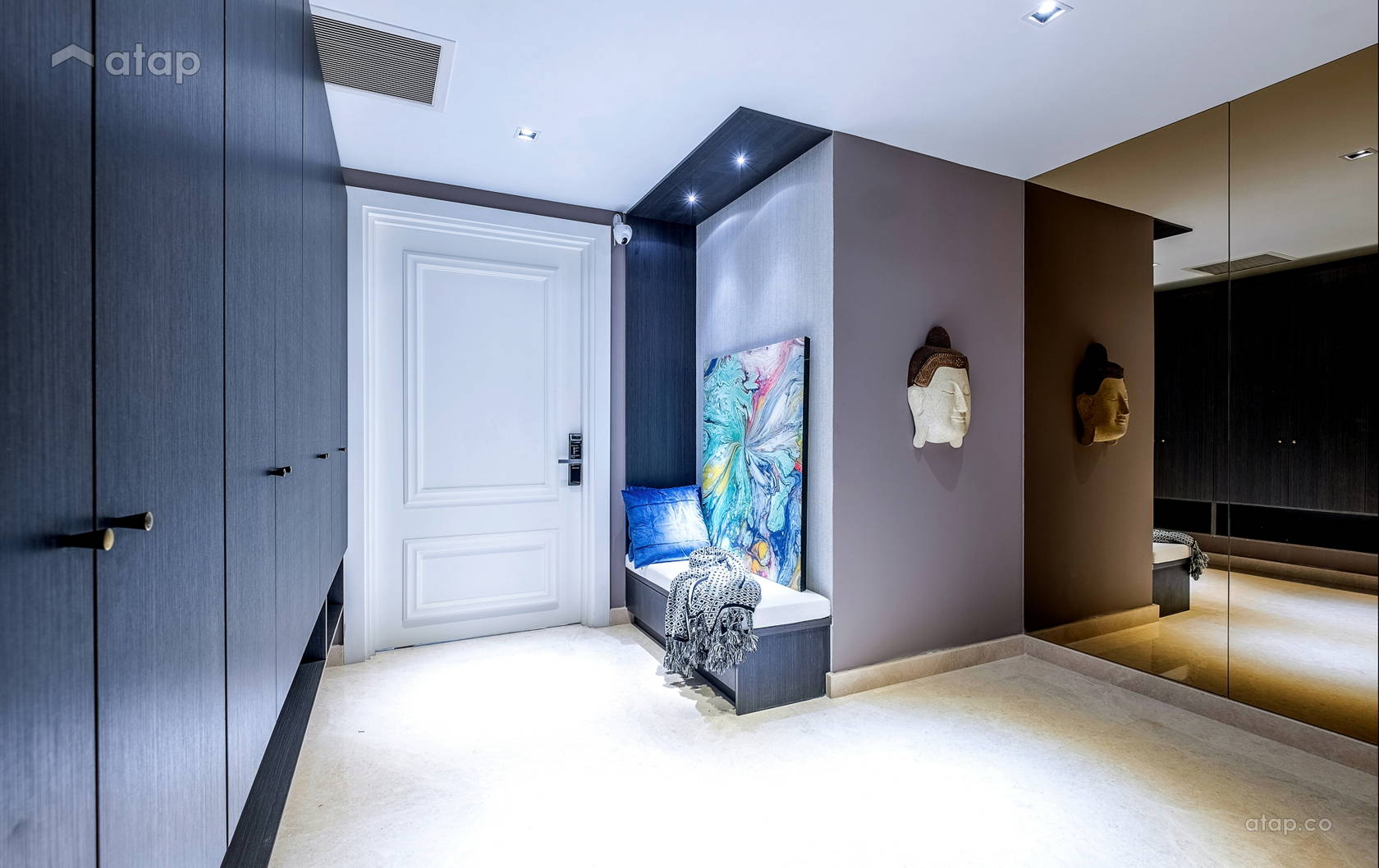 Asian Modern Foyer condominium design ideas & photos Malaysia | Atap.co