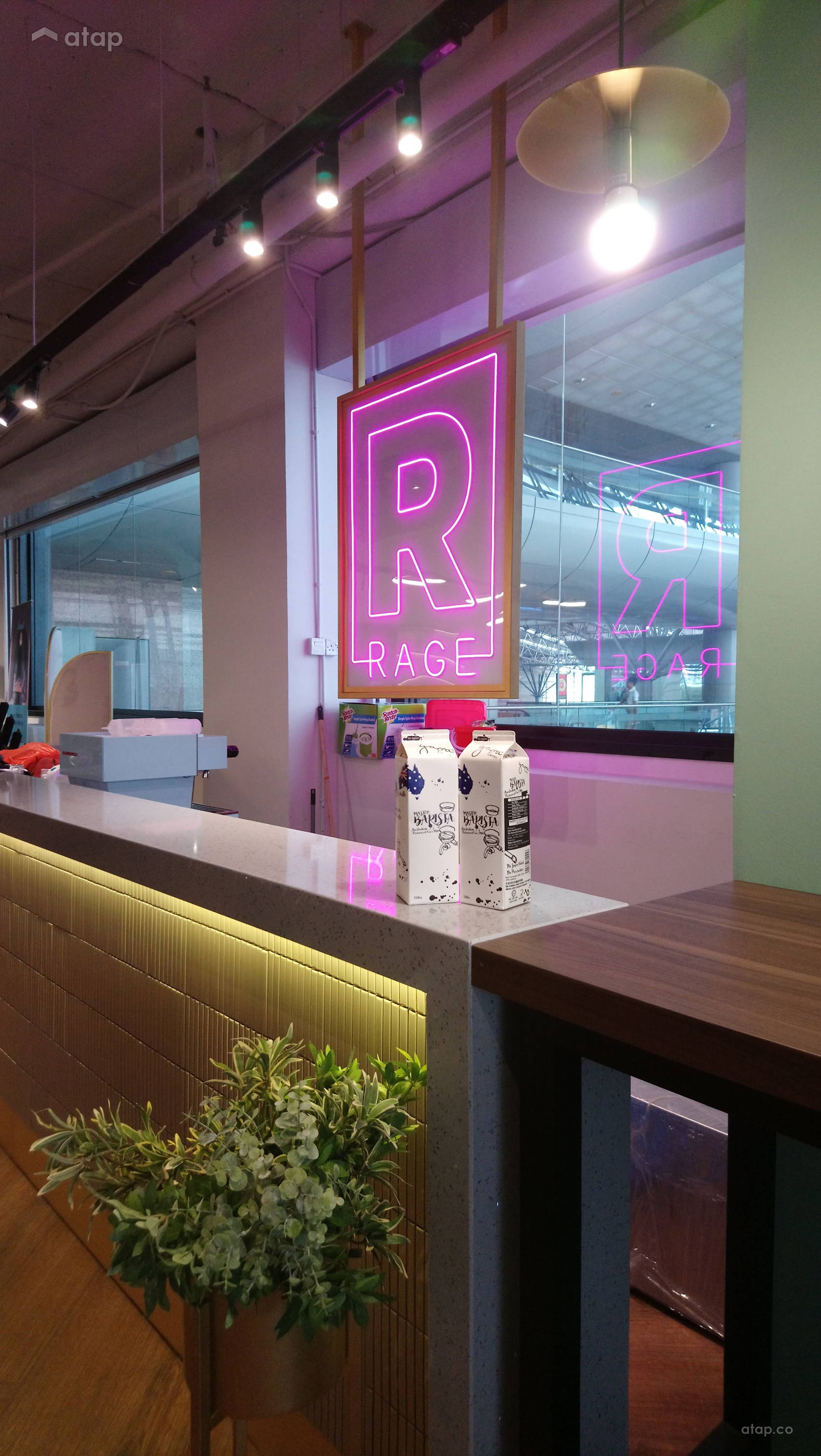 Modern Retro Retail shopping mall design ideas & photos Malaysia | Atap.co