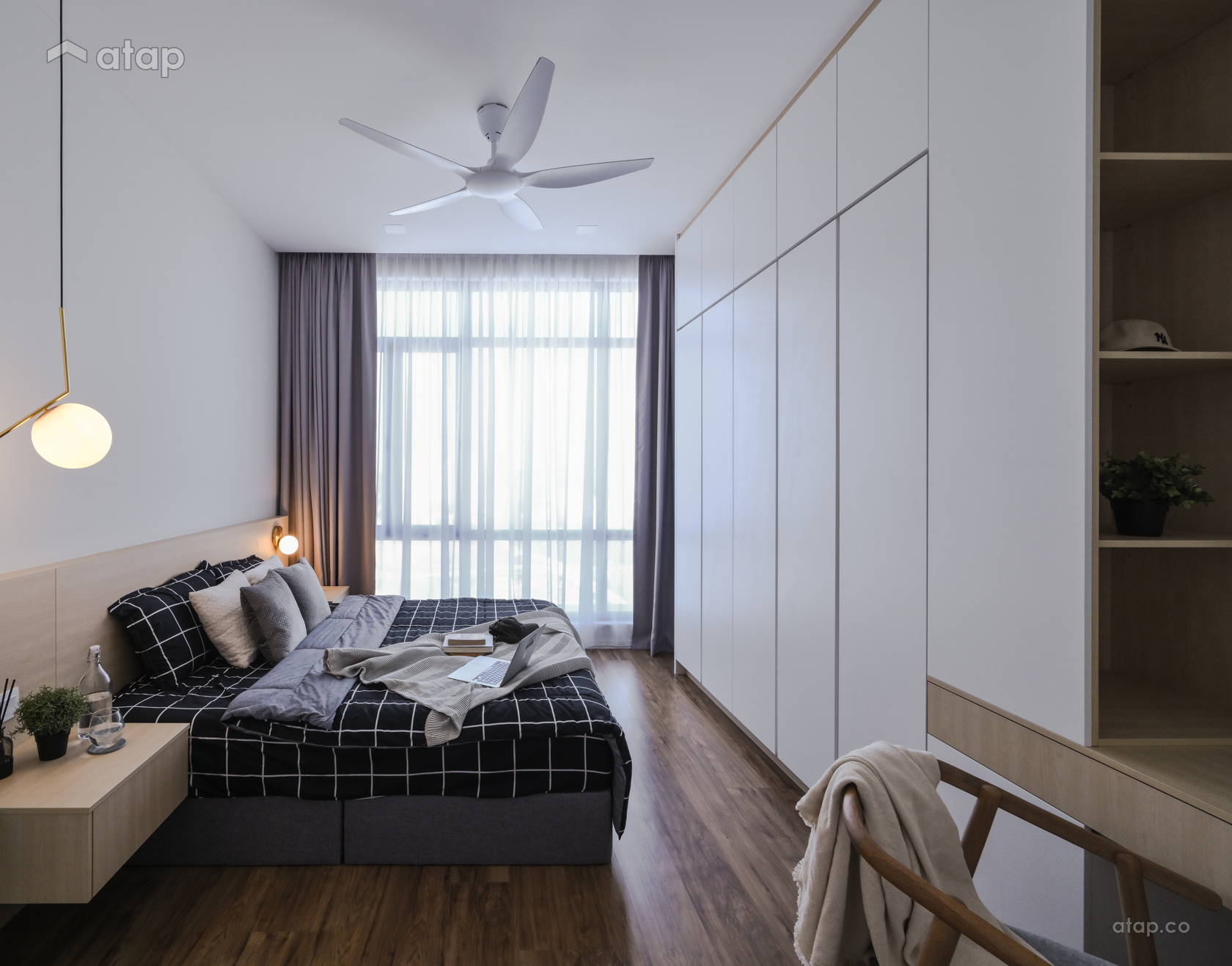 Minimalistic Zen Bedroom condominium design ideas & photos Malaysia ...