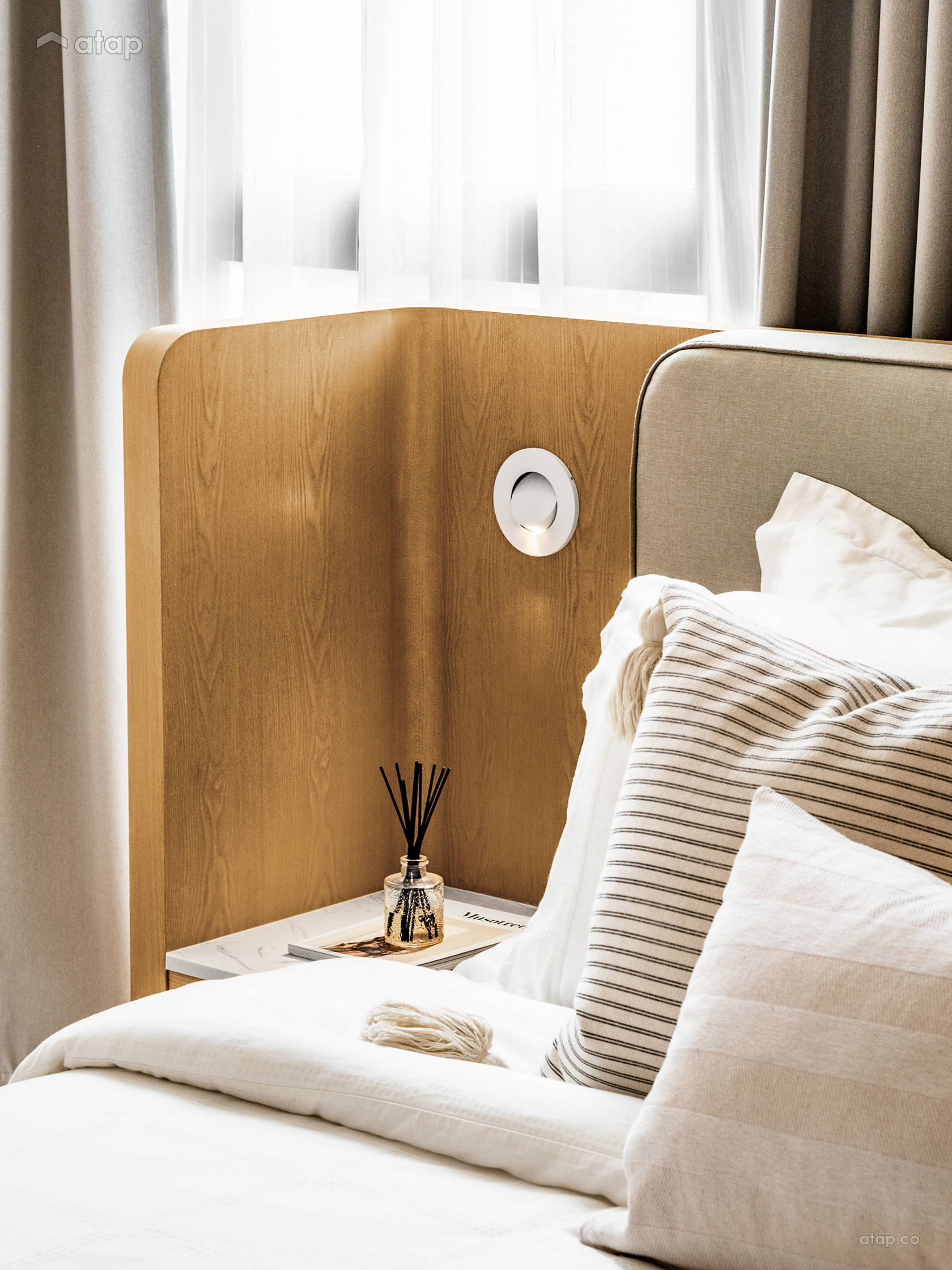 Modern Scandinavian Bedroom condominium design ideas & photos Malaysia ...