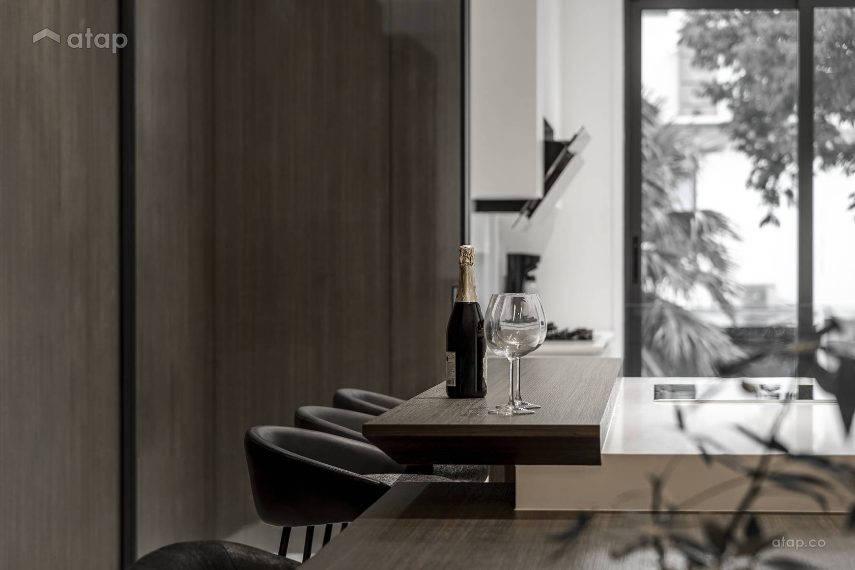 Minimalistic Zen Dining Room Kitchen semi-detached design ideas ...