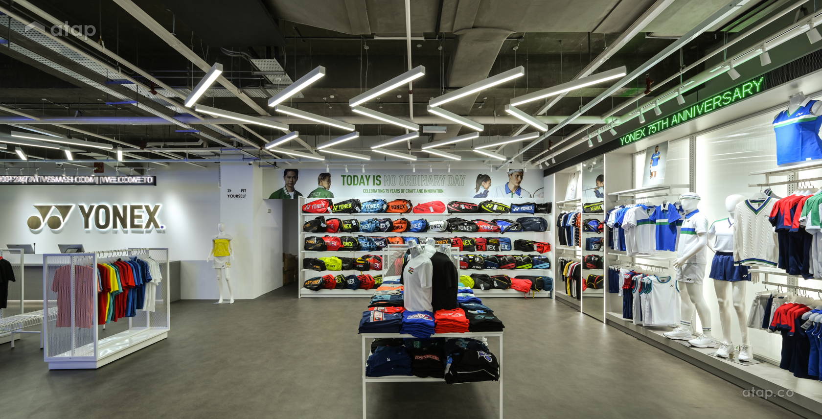 Minimalistic Modern Retail shopping mall design ideas & photos Malaysia ...